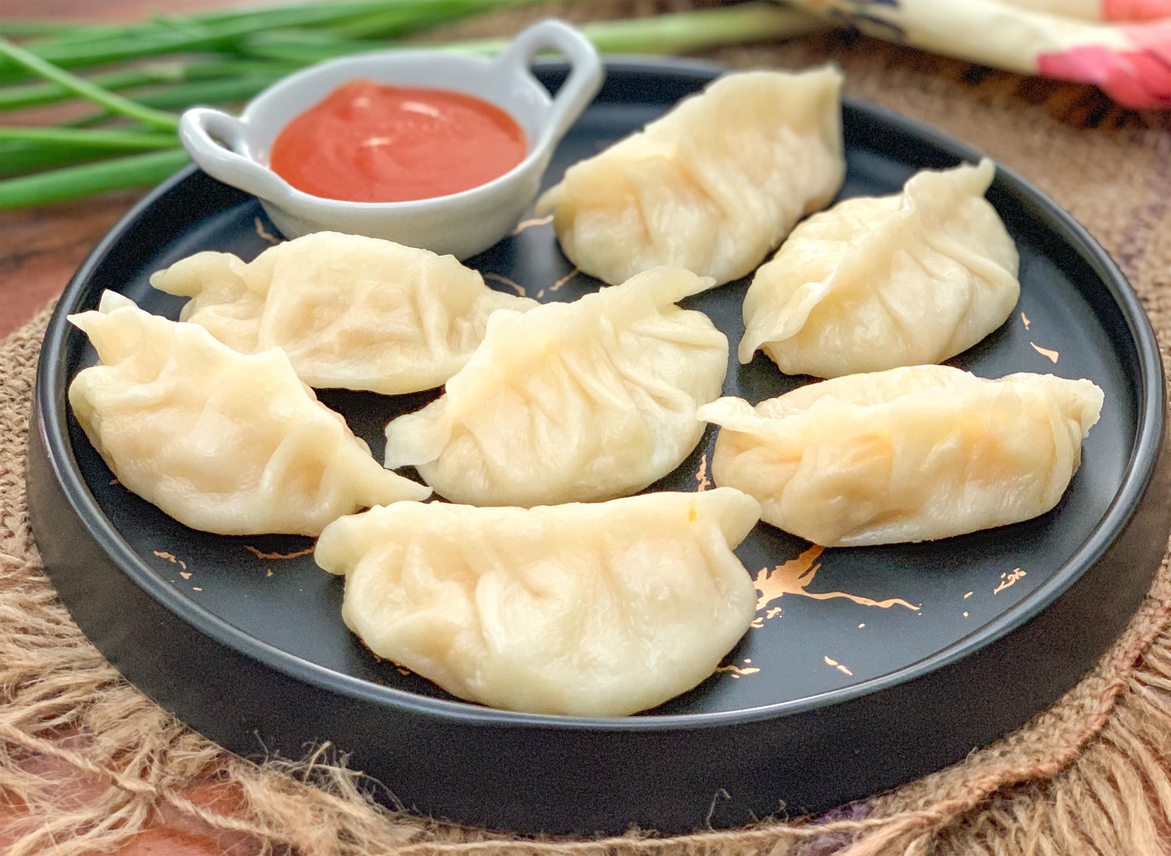 Momoz Box delivery in Dhaka | foodpanda