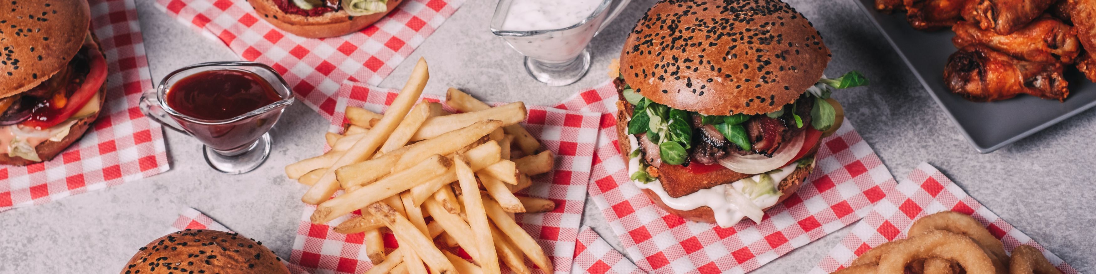 Buddy Burger Pardubice - rozvoz jídla & menu - foodora.cz (damejidlo.cz)
