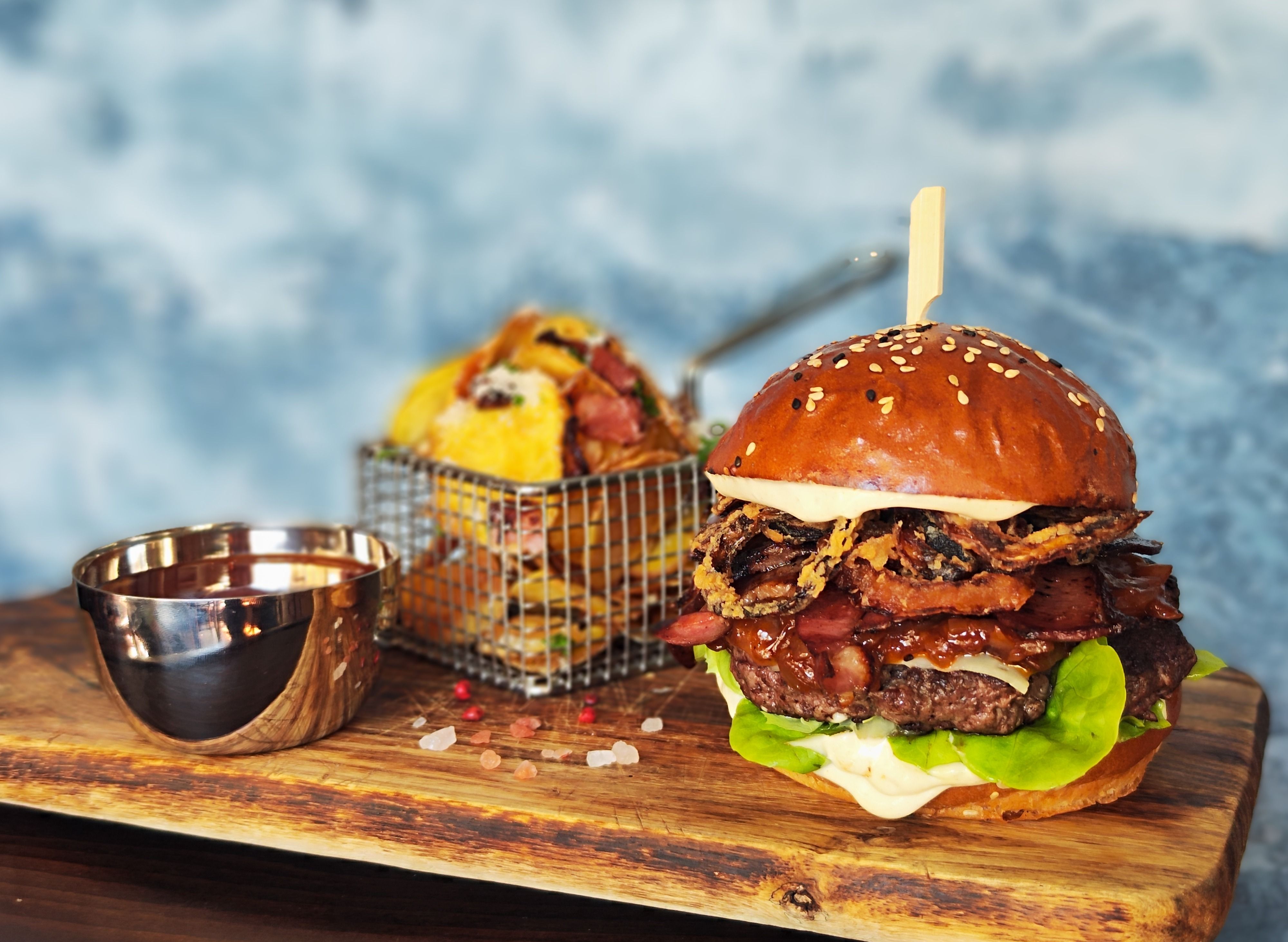 Barvírna Craft Beer & Burger Liberec - rozvoz jídla & menu - foodora.cz ...