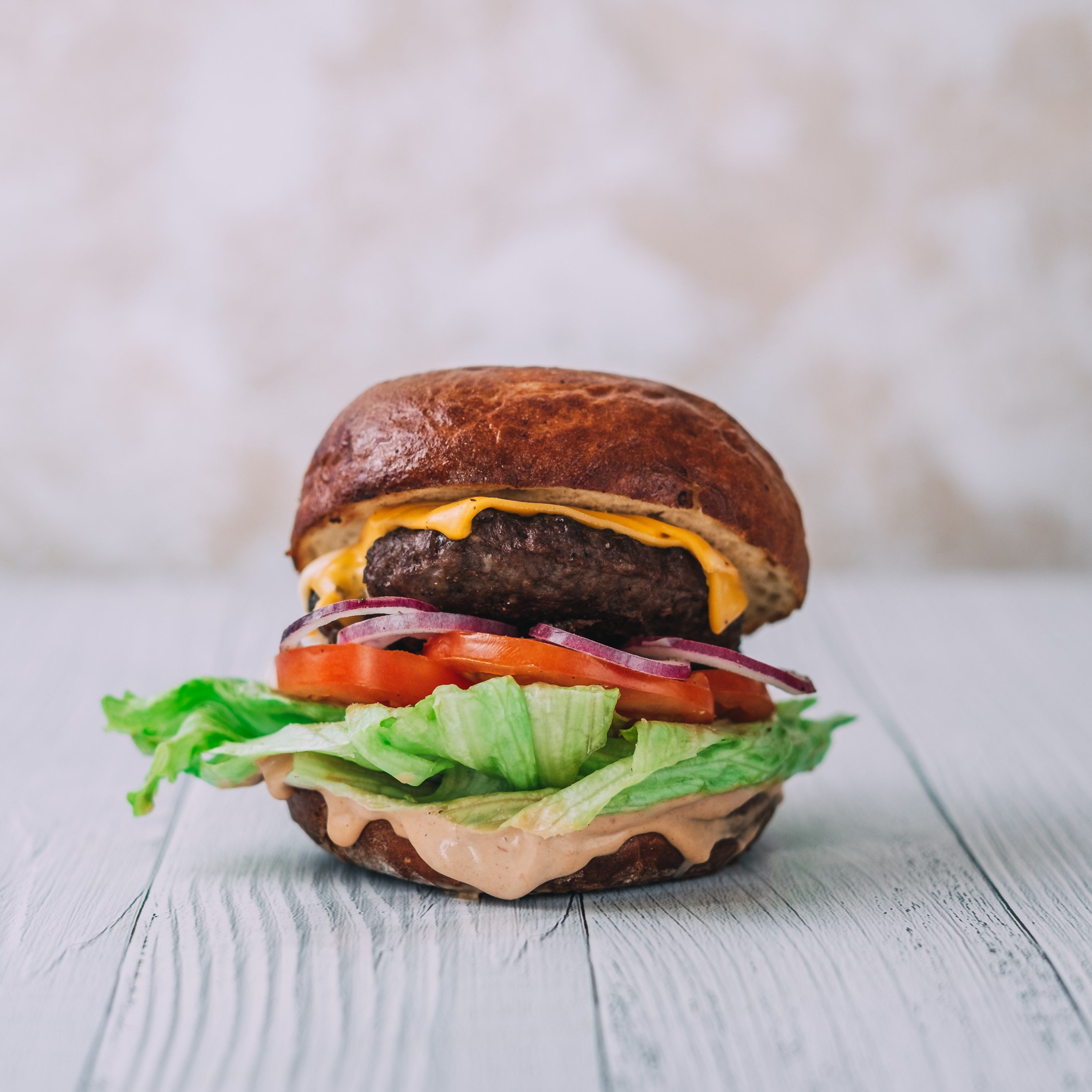 Burger Station Prague - rozvoz jídla & menu - foodora.cz (damejidlo.cz)