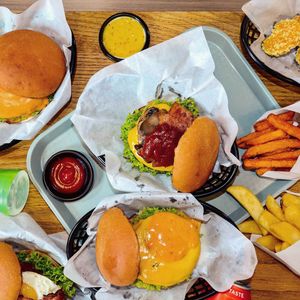 嘉寶漢堡 (旺角) Kabo Burger 菜單 價格 - 向附近的嘉寶漢堡 (旺角) Kabo Burger 訂購 | foodpanda 外賣速遞