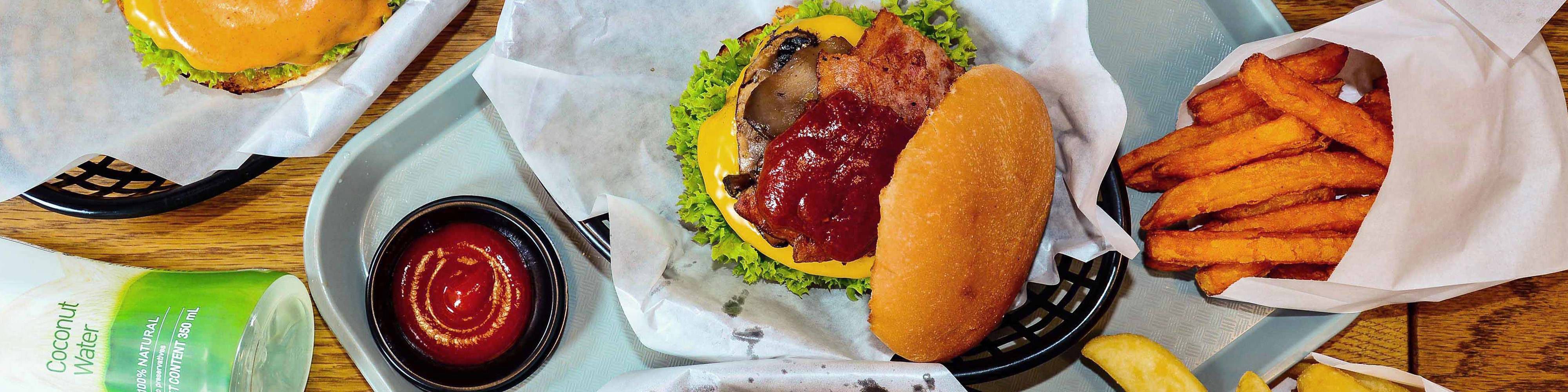 嘉寶漢堡 (尖沙咀) Kabo Burger菜單 - 向附近的嘉寶漢堡 (尖沙咀) Kabo Burger訂購 | foodpanda 外賣速遞