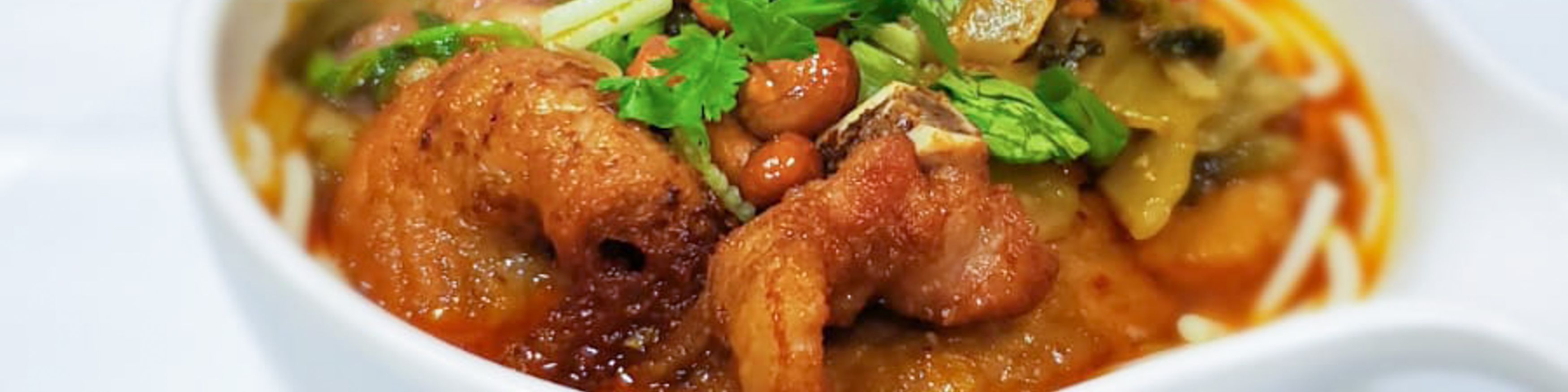 Jun Style Cafe Pork Chop Sichuan Rice Noodle (Chong Yip Street ...