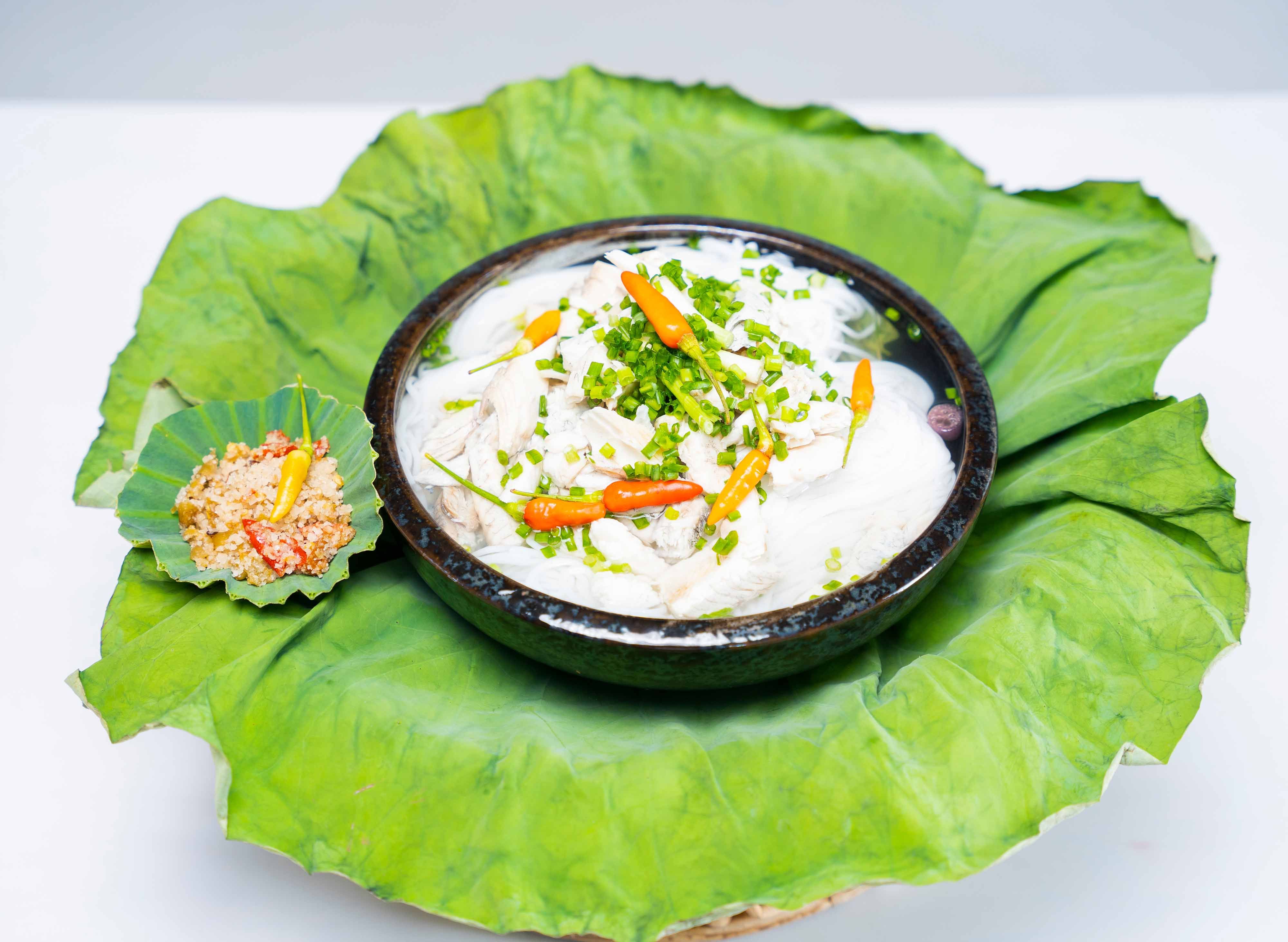 យាយដានំបញ្ចុកទឹកម្ហិច (ព្រៃសរ) Menu | Order Online on foodpanda Cambodia