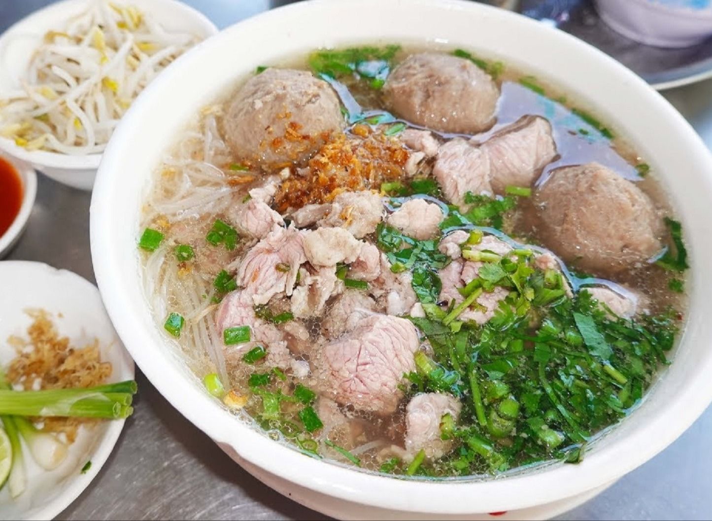 Kuy Teav Mi Keav Phsar Orussey Menu | Order Online on foodpanda Cambodia