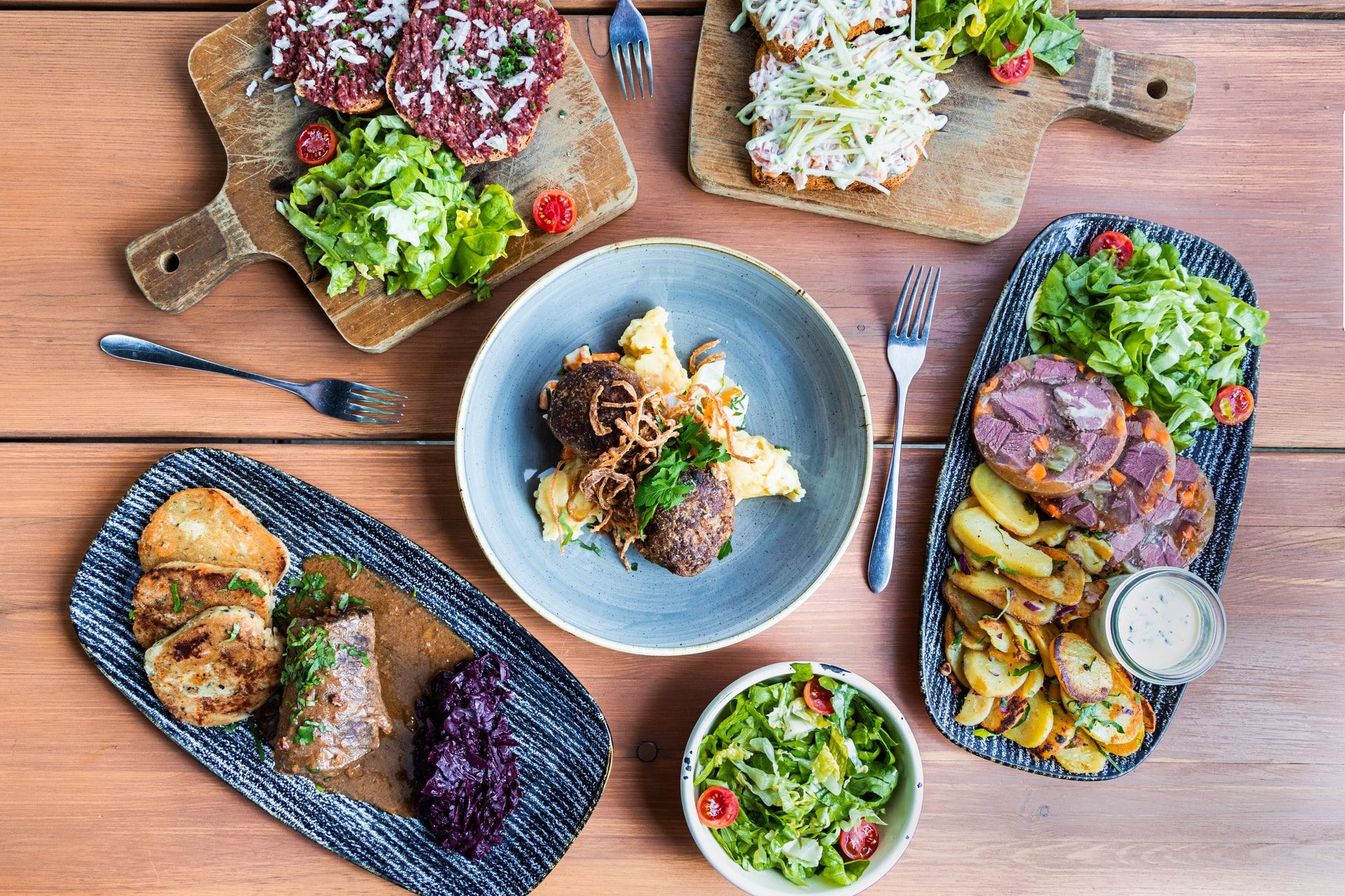 KOLOS - Taste of Home Wien - Lieferservice & Speisekarte | foodora.at (mjam.net)