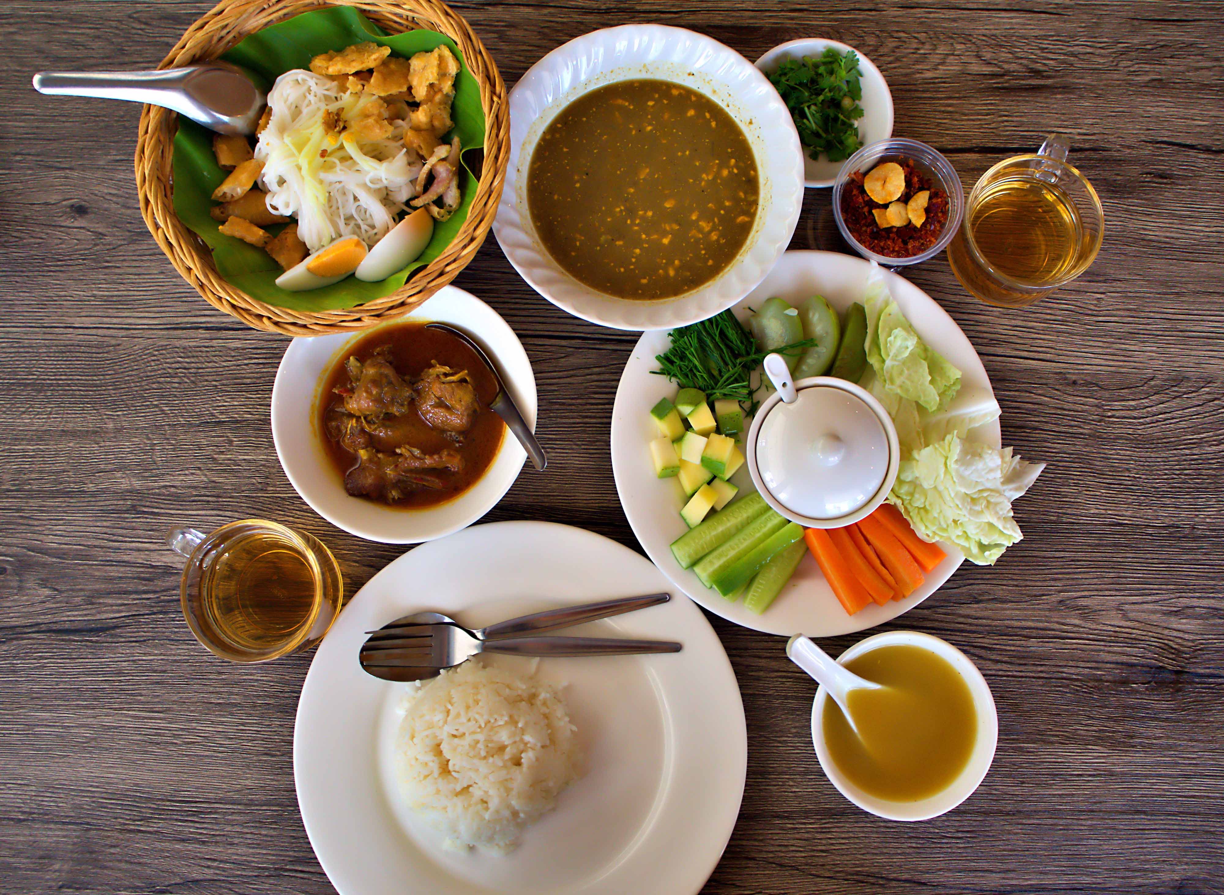 သစ်ပင်ရိပ် မြန်မာ ထမင်းဆိုင် Menu Order Online On Foodpanda Myanmar