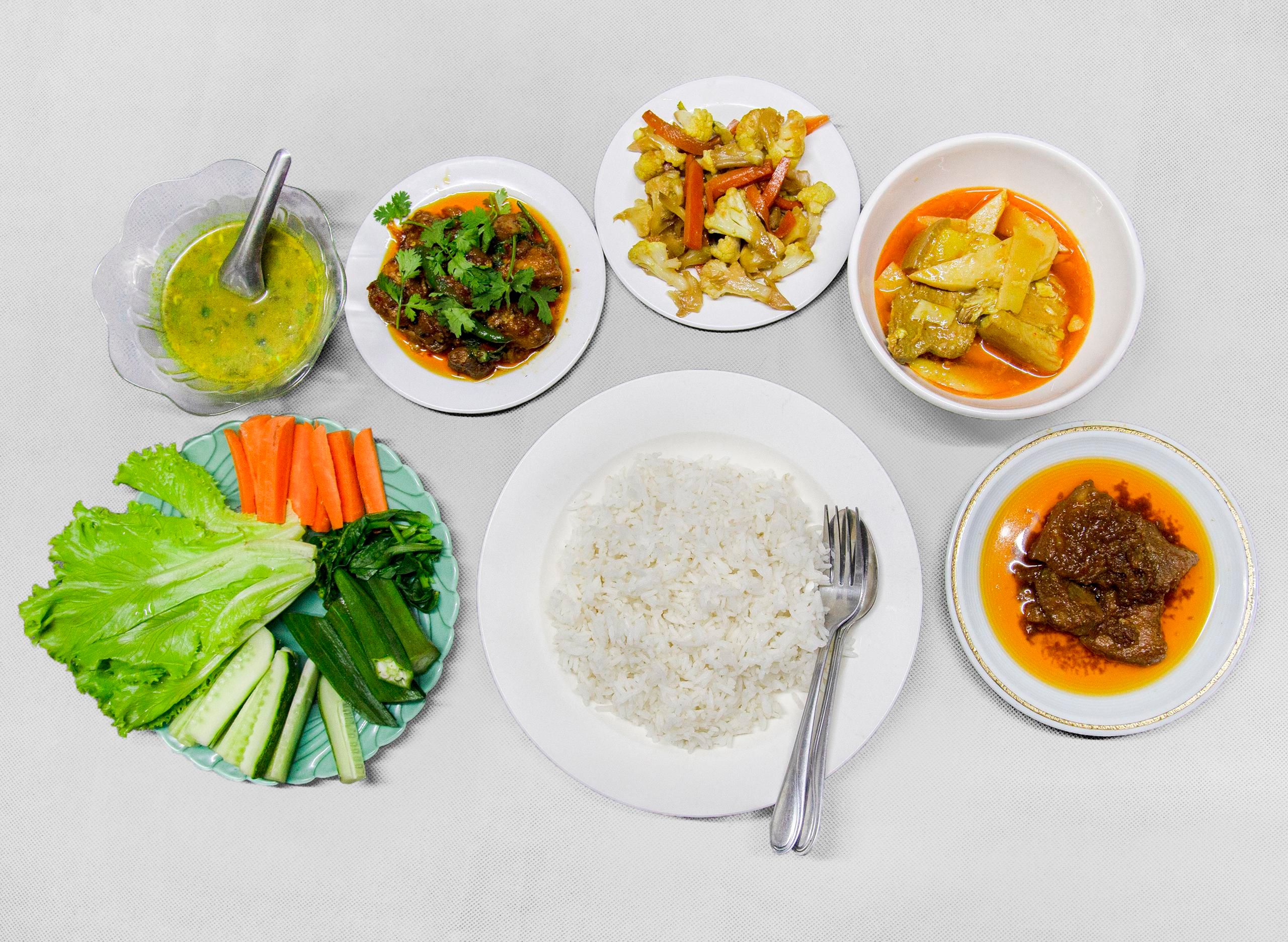 လက်ရာမွန် (မြန်မာ့ရိုးရာထမင်းဆိုင်) Menu | Order Online on foodpanda ...