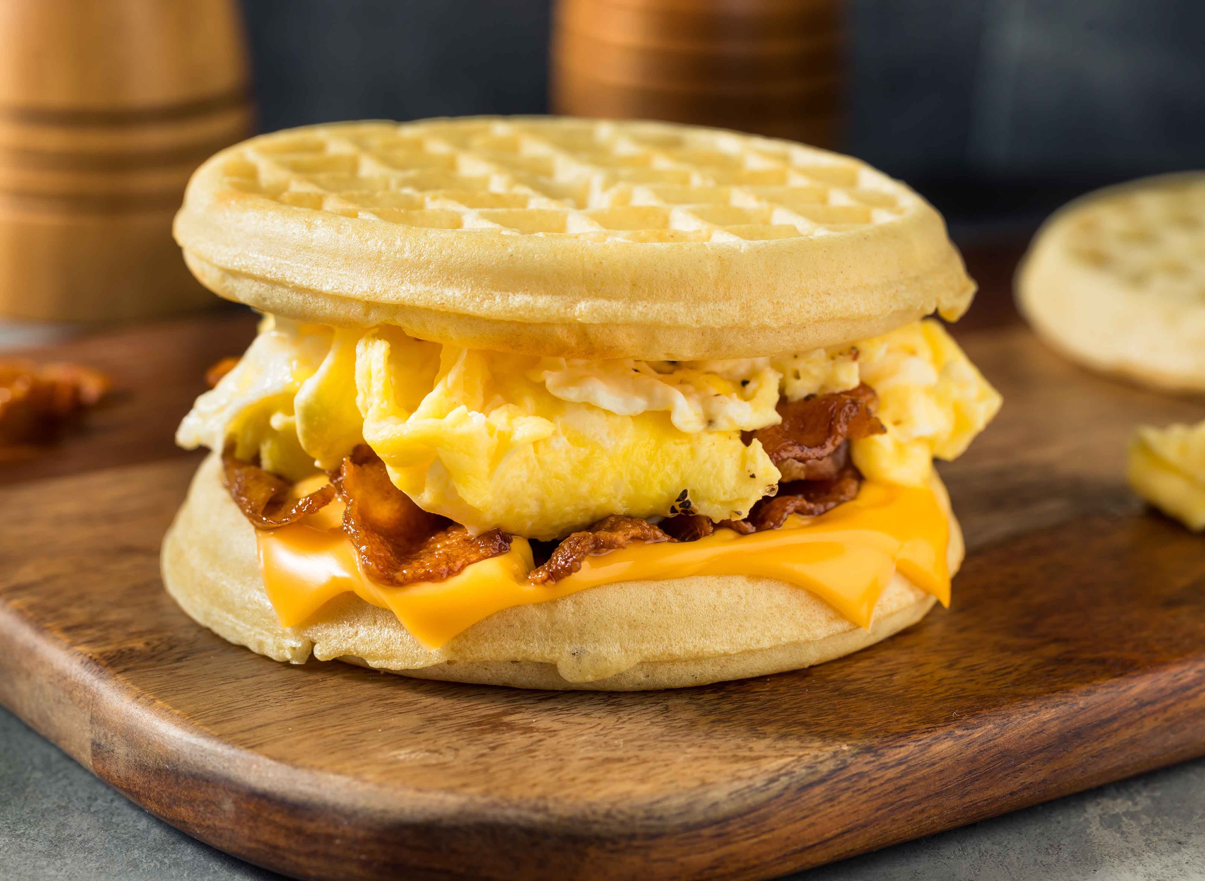 Wow Waffle @ 66 Pusat Makanan Gunung Rapat Enam Enam | Food Delivery ...