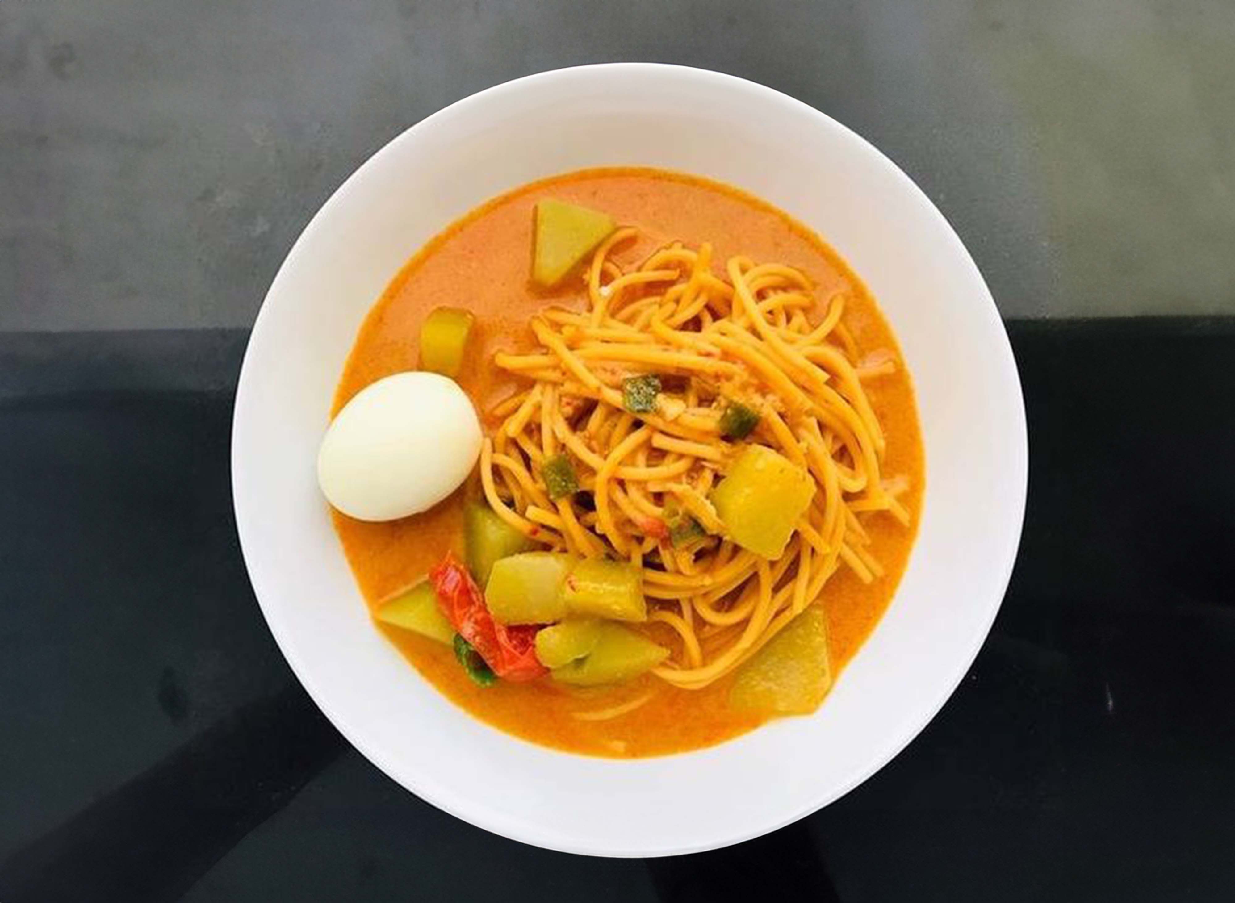 Curry Mee & Mie Gomak (Sri Aman Food Court) Menu, Price & Delivery in ...
