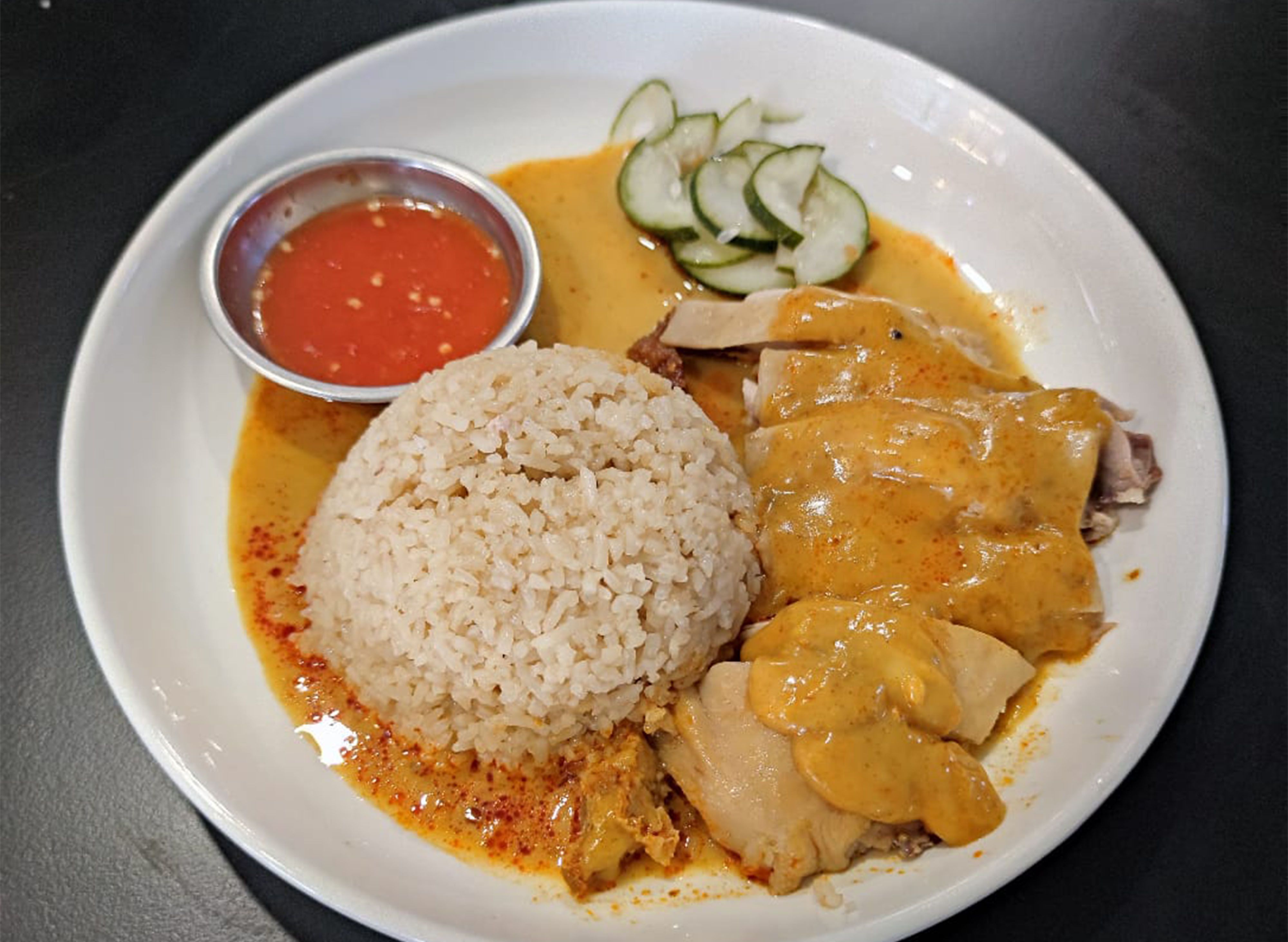 Hainanese Chicken Rice menu and delivery in Kuching | foodpanda