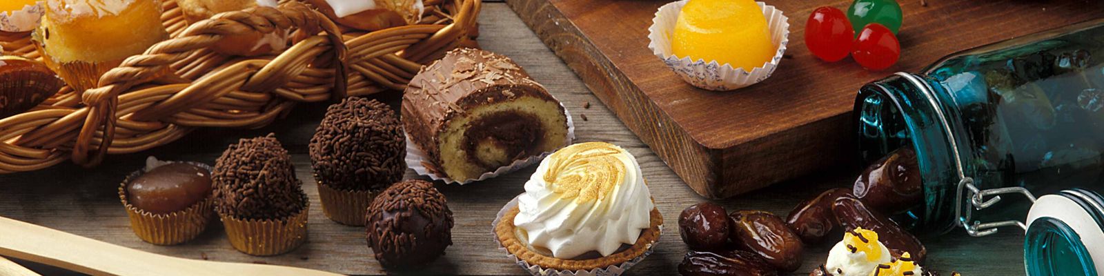 Fantaxy Bakery Kepong menu and delivery in Kepong | foodpanda