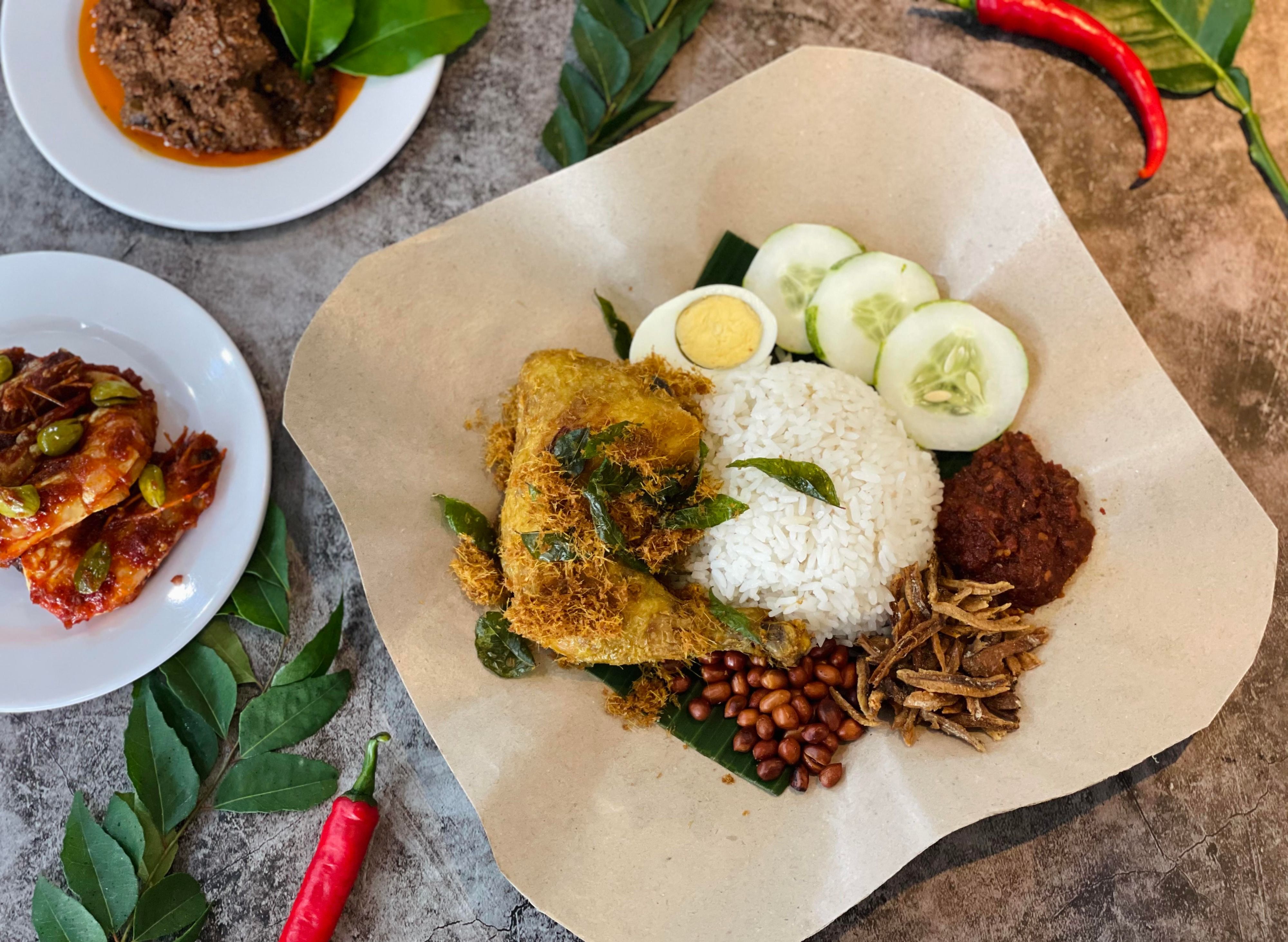 Pak Imran Nasi Lemak menu and delivery in Bintulu | foodpanda