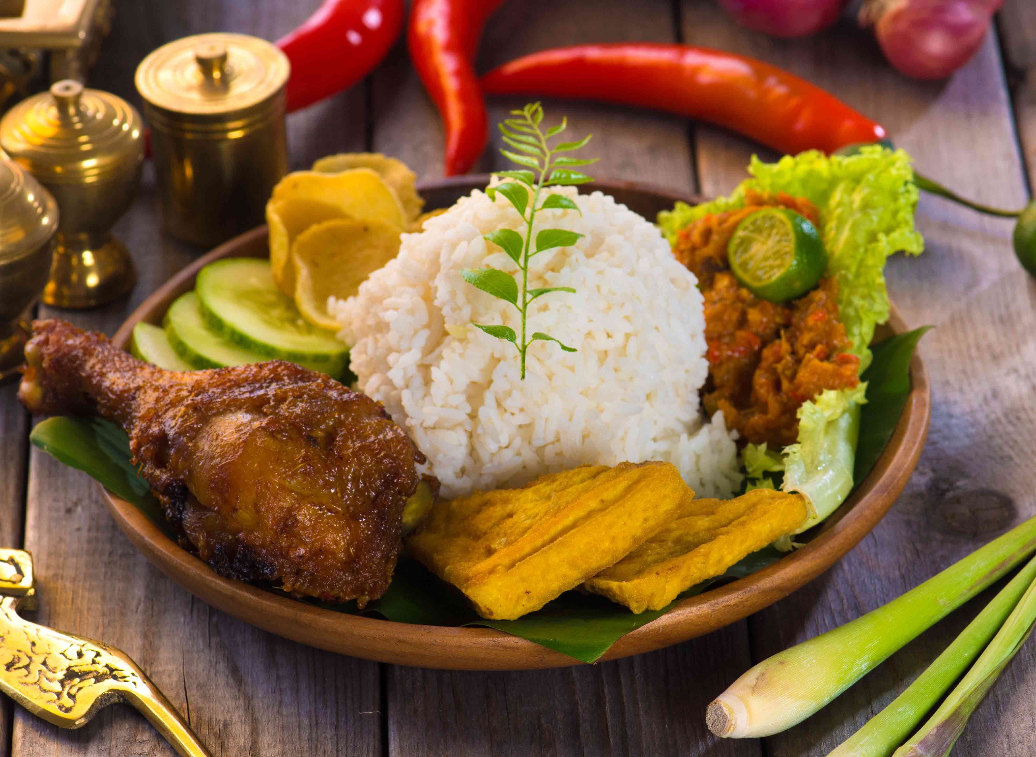 Sarah’s Cafe [Catering] menu and delivery in Tanah Merah | foodpanda
