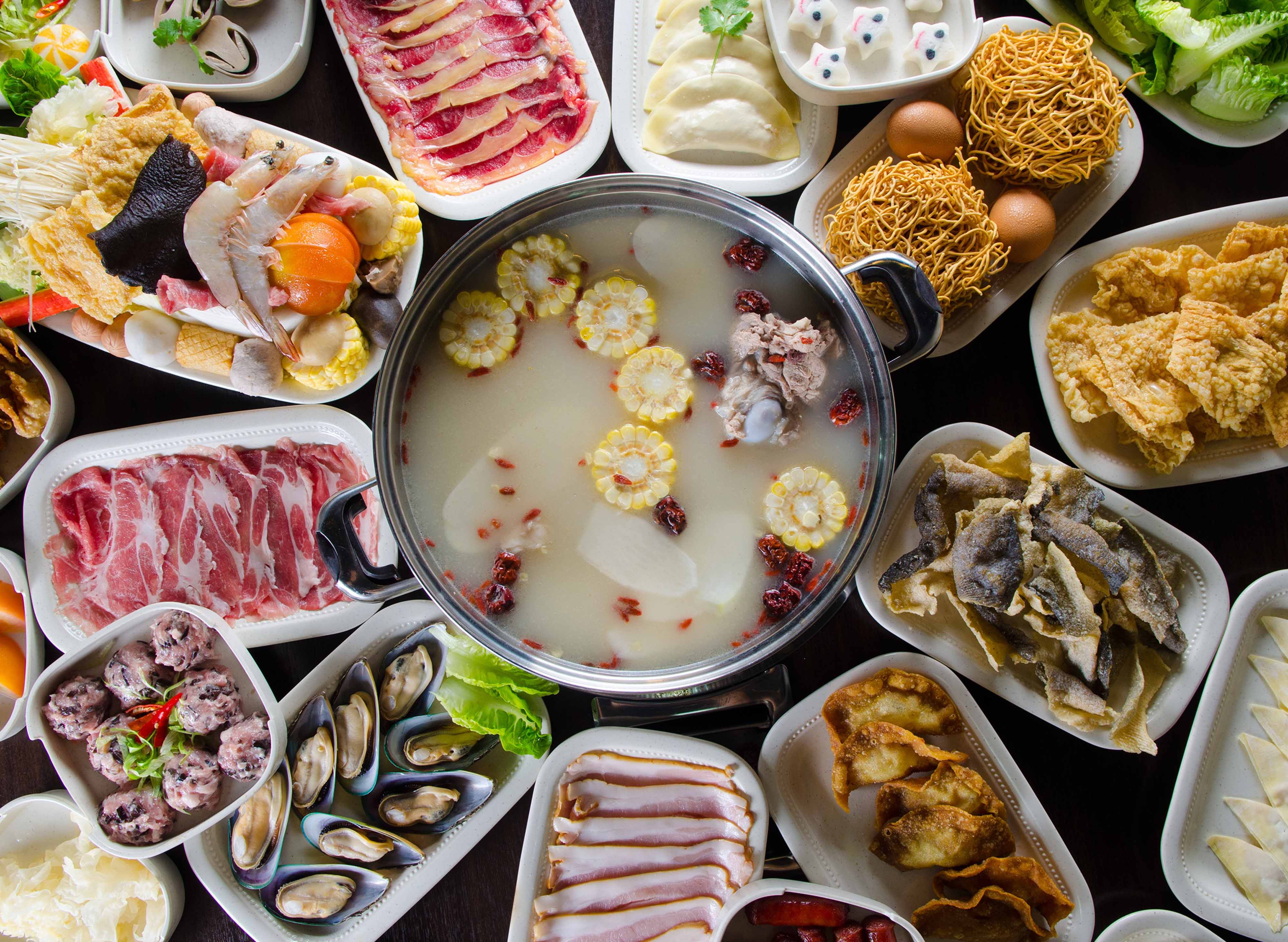 InstaFish Seafood Steamboat Restaurant menu and delivery in Cameron ...