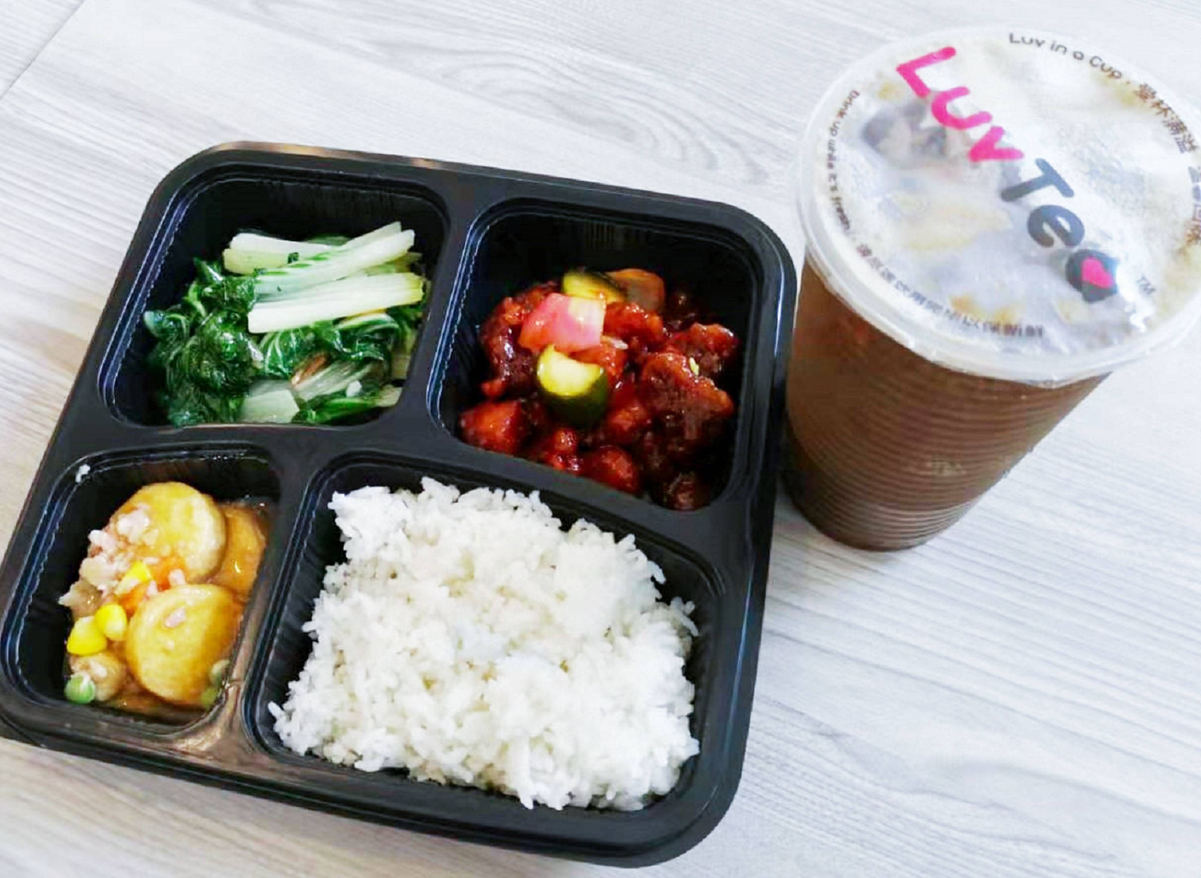 Anyone here eat mixed rice to save $ everyday?