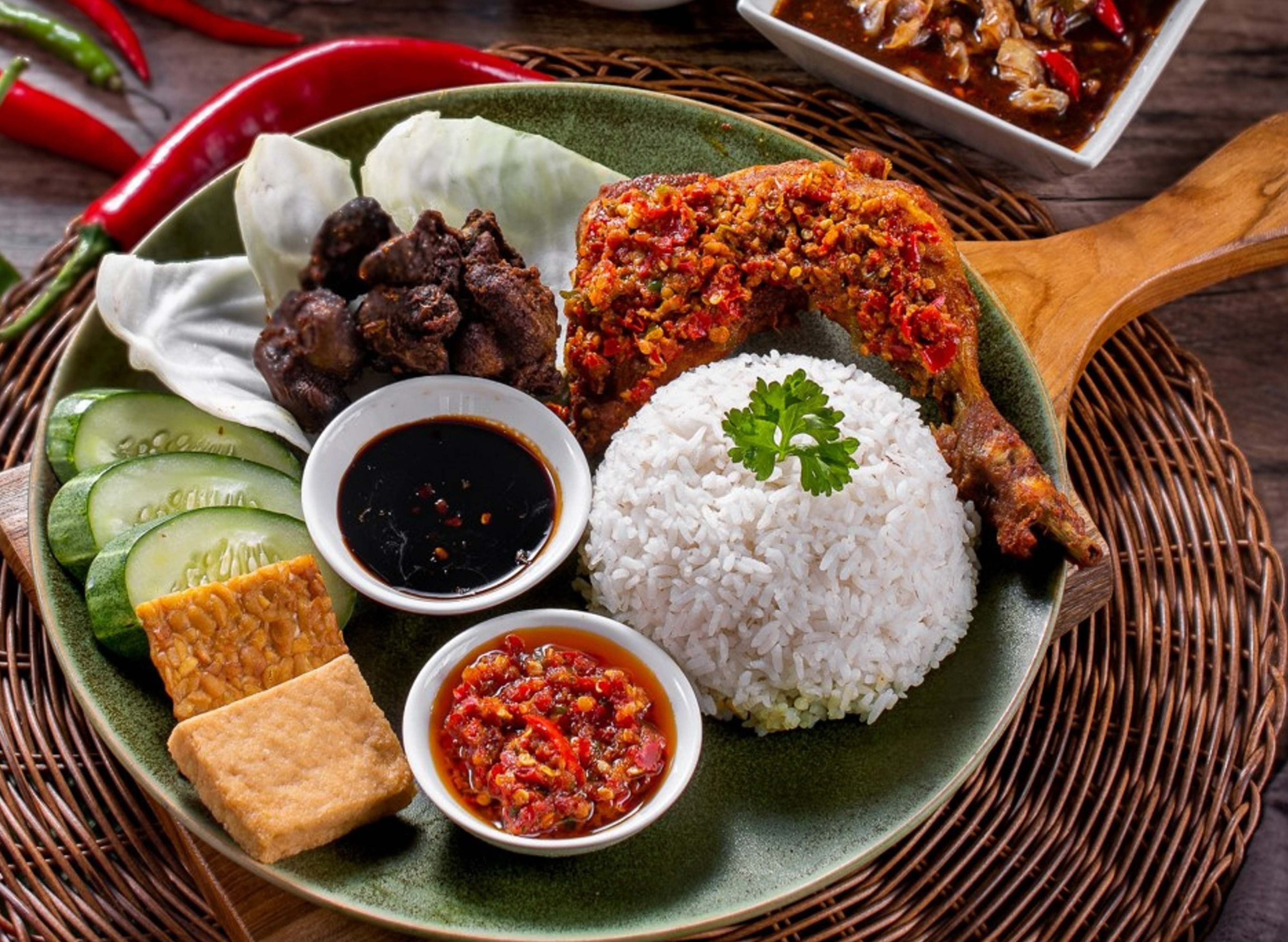Ayam Gepuk Jogja Pak Ery Kuantan | Food Delivery from foodpanda