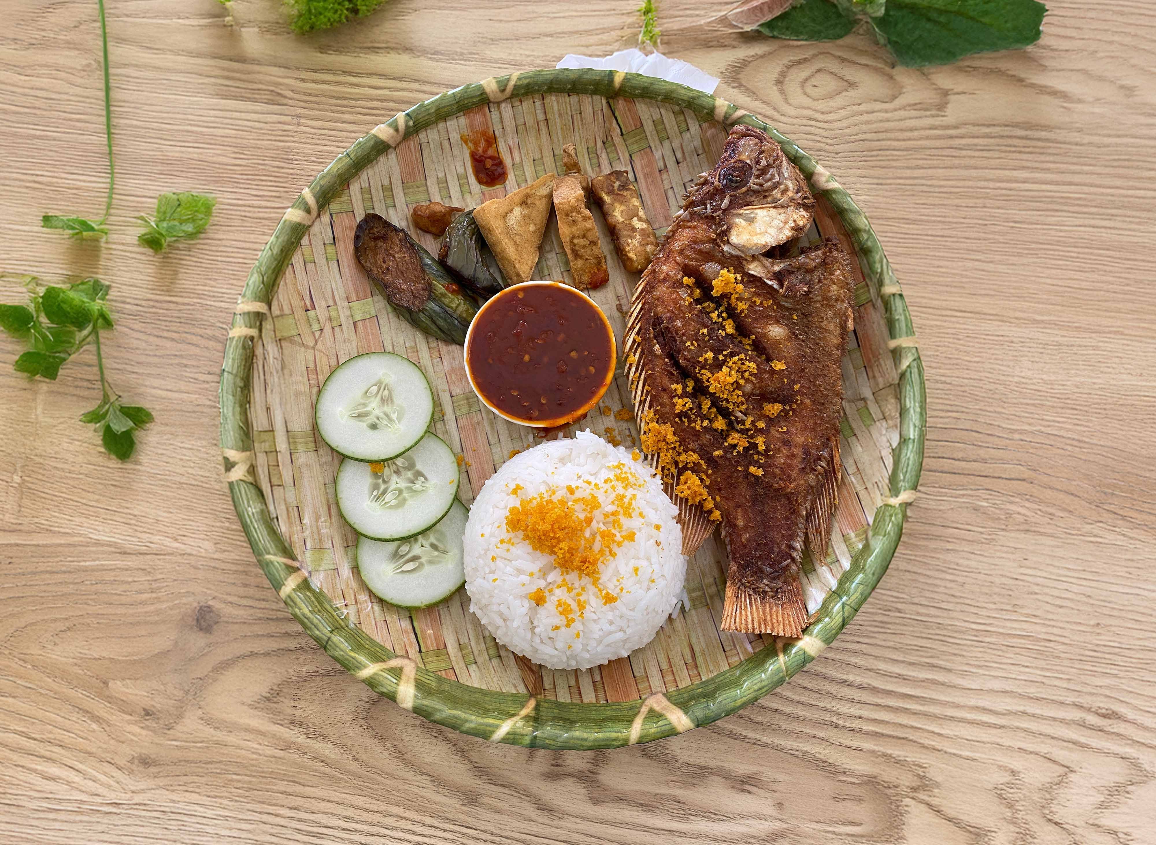 Selera Desa (Medan Selera Presint 9) Menu, Price & Delivery in ...