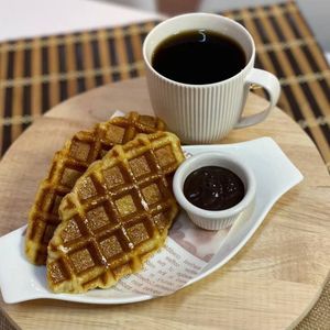 Merak x Kopi Saigon Menu, Price & Delivery in Muallim | foodpanda
