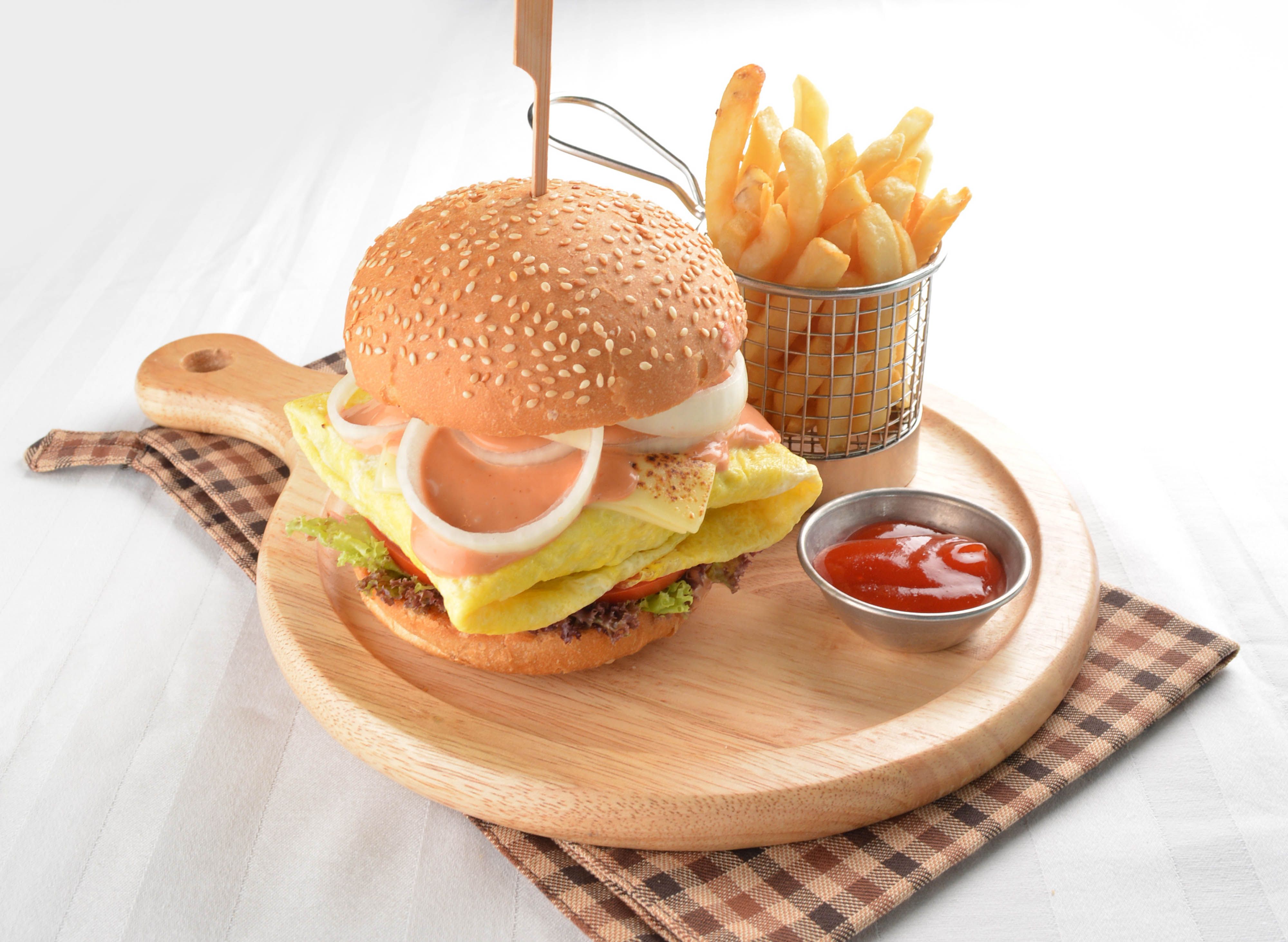 Burger Wira Damai menu and delivery in Gombak | foodpanda