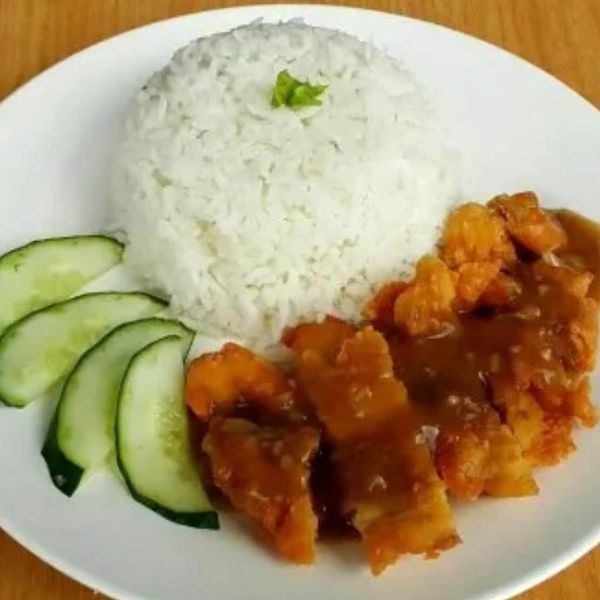 Chicken Rice 肥佬鸡饭(Say Cafe) Menu, Price & Delivery in Samarahan | foodpanda