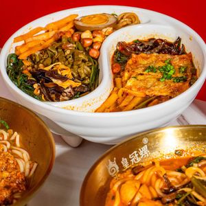 HGL Luo Si Fen 皇冠螺螺蛳粉 menu and delivery in Georgetown | foodpanda