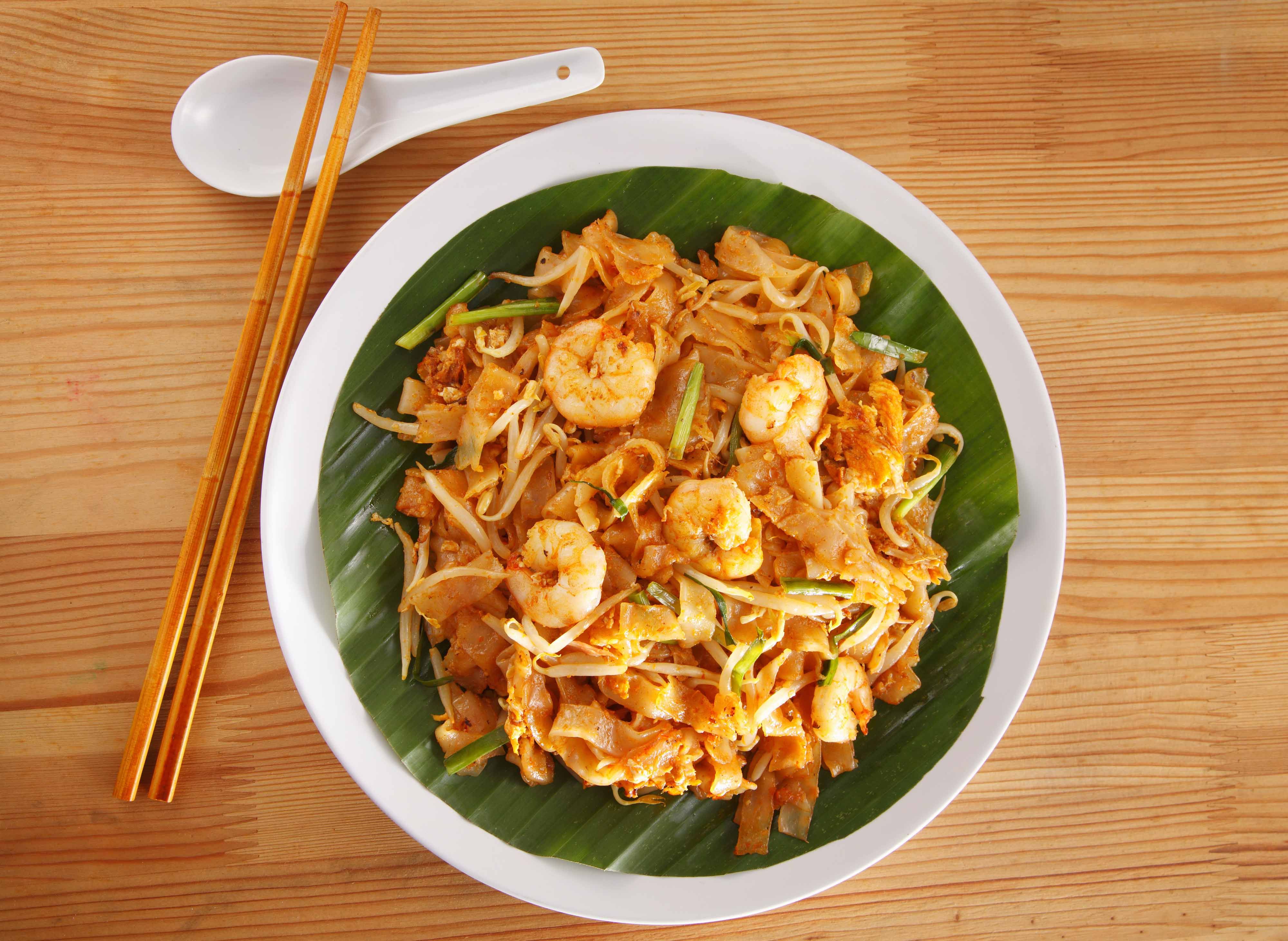 Bormill Fried Kueh Tiaw 婆美炒粿條 - Bormill Food Centre | Food Delivery ...