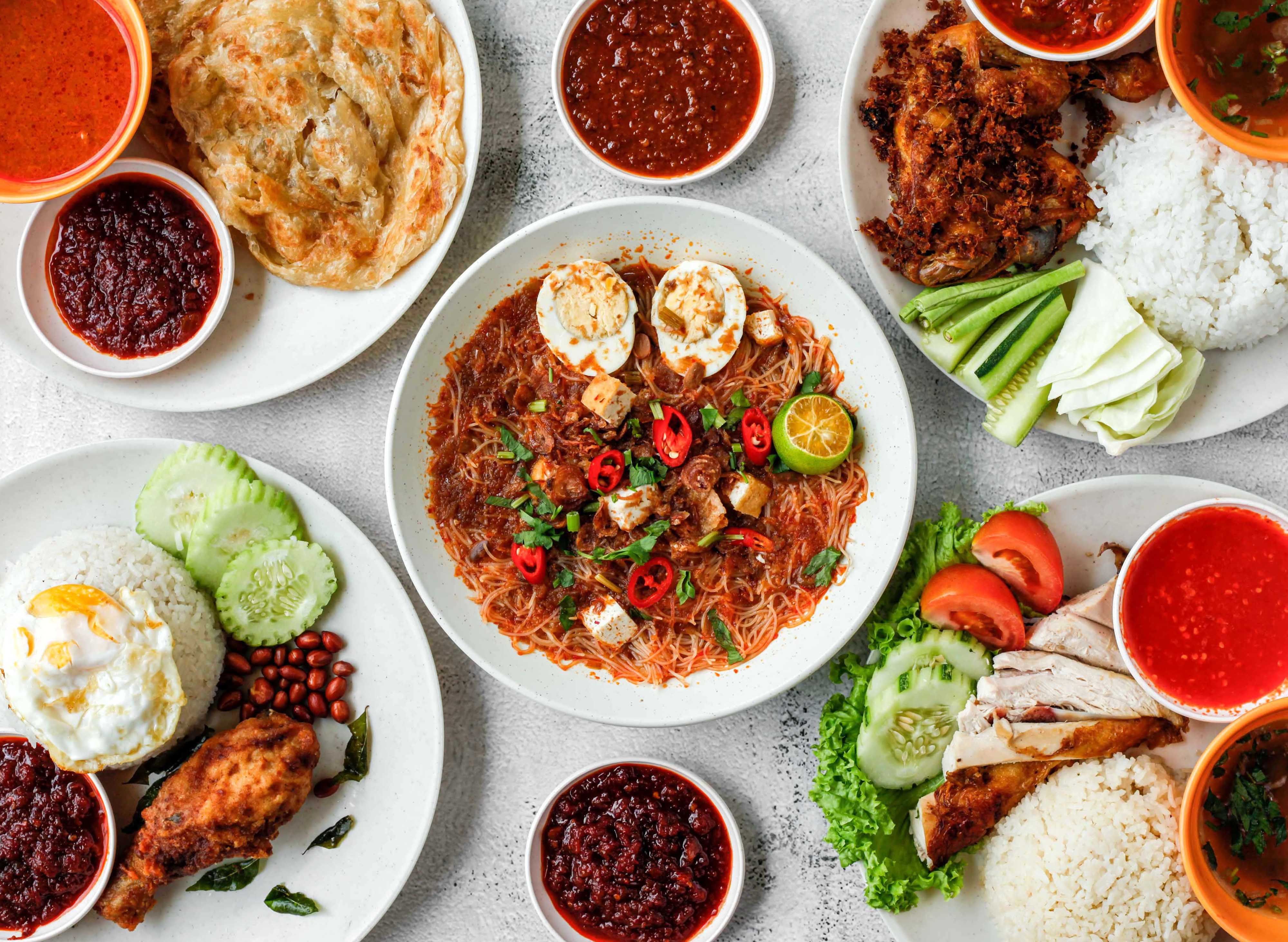 Family Kitchen Pak Abu menu and delivery in Mount Austin | foodpanda