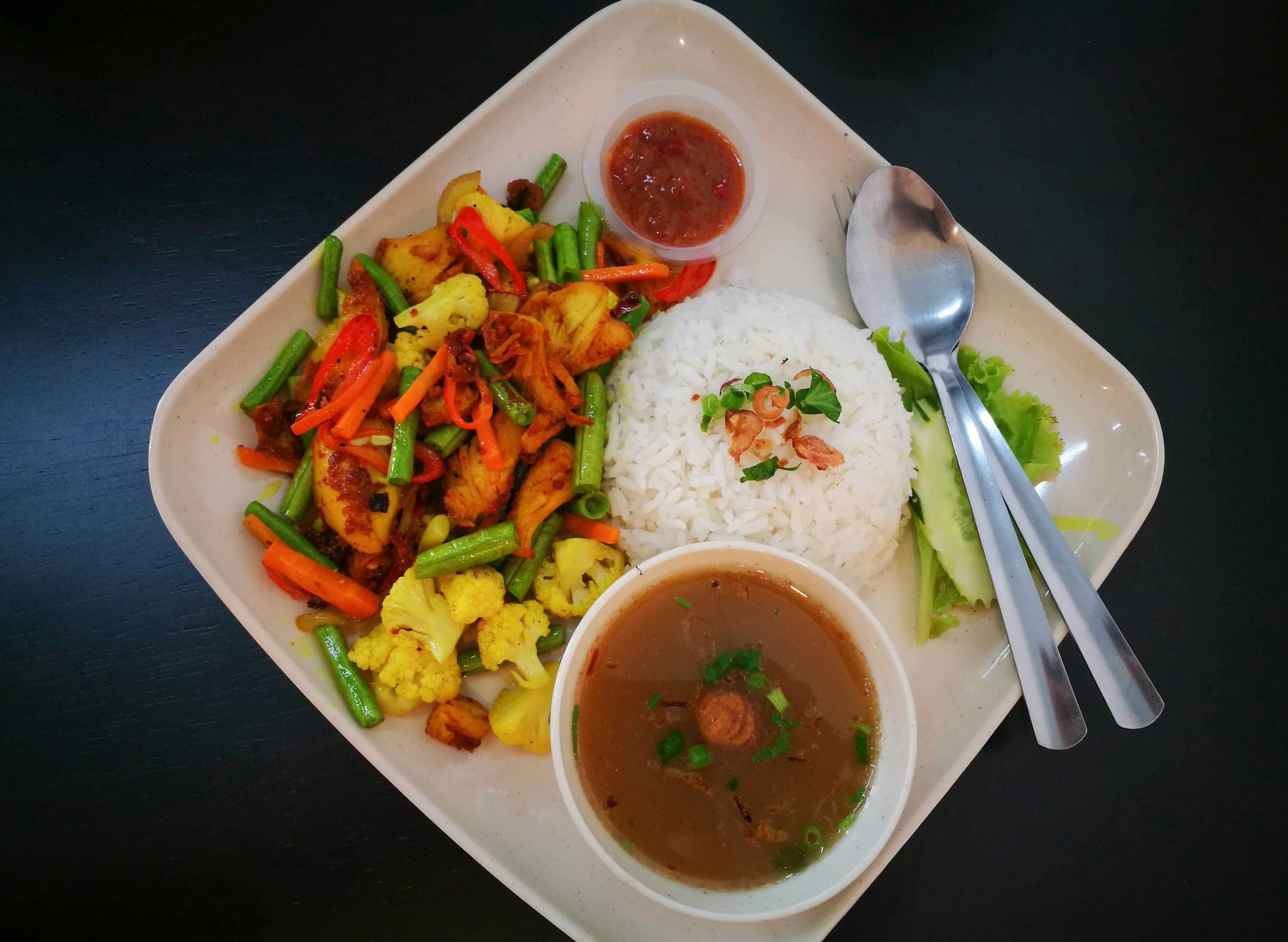 LEMON TREE CAFE - MAINS menu and delivery in Negeri Sembilan | foodpanda