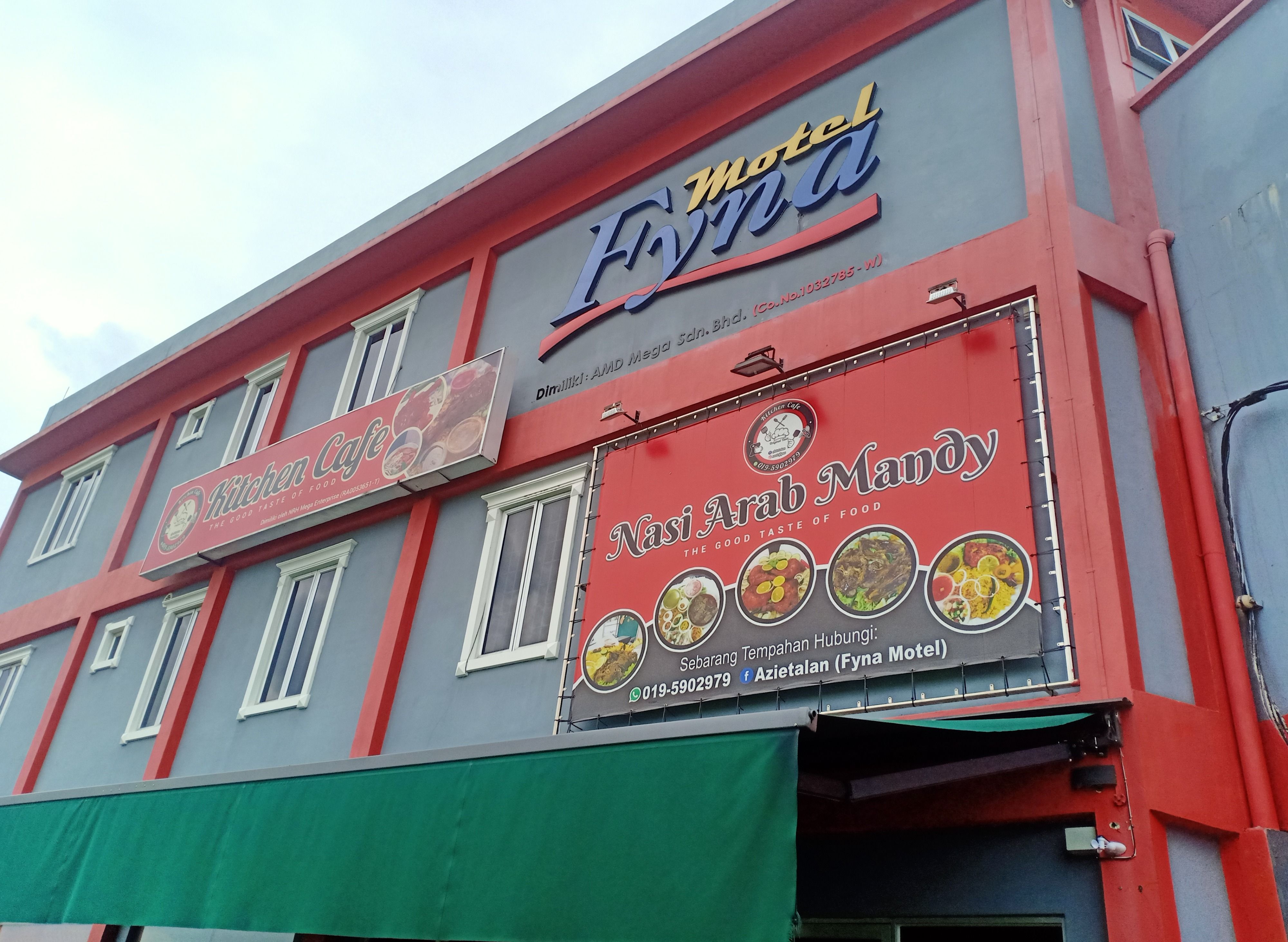 Kitchen Cafe menu and delivery in Kangar | foodpanda