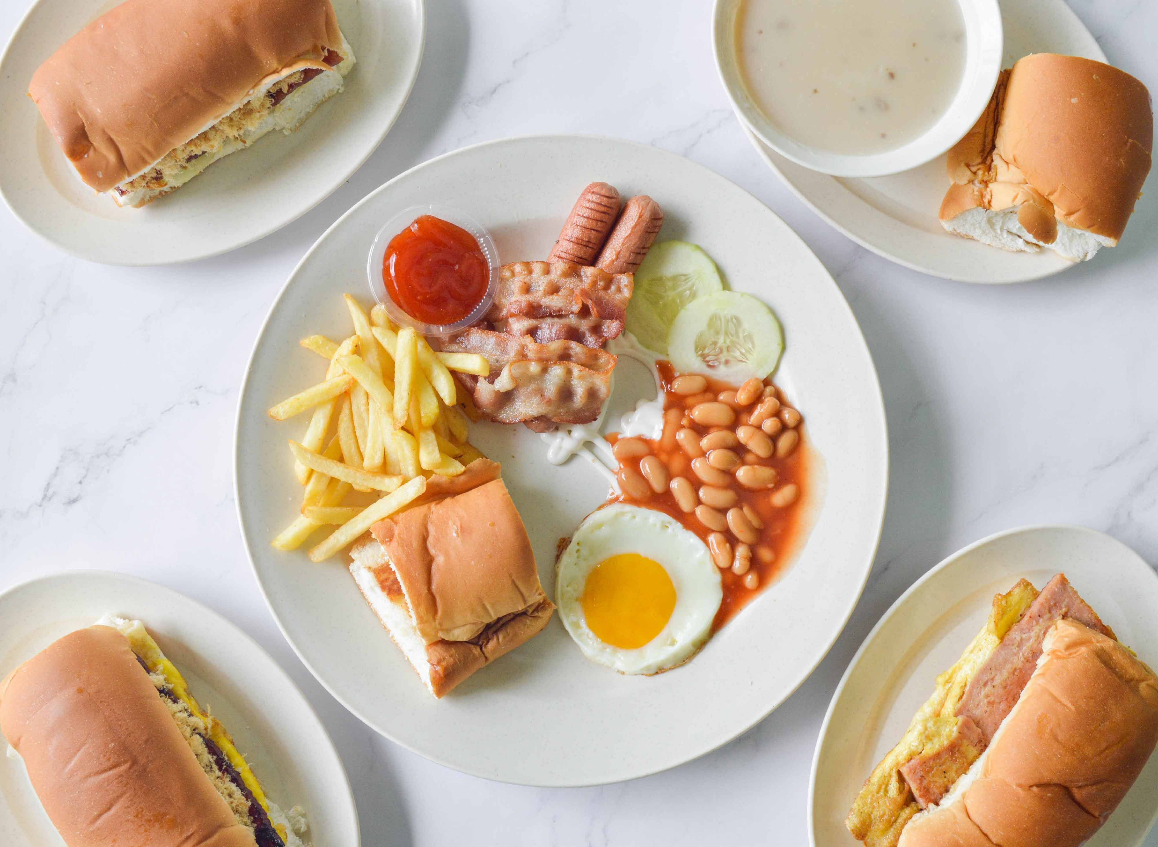 Aunty Ann's Breakfast and Dried Meat Bun @ Double Eight Restaurant menu ...