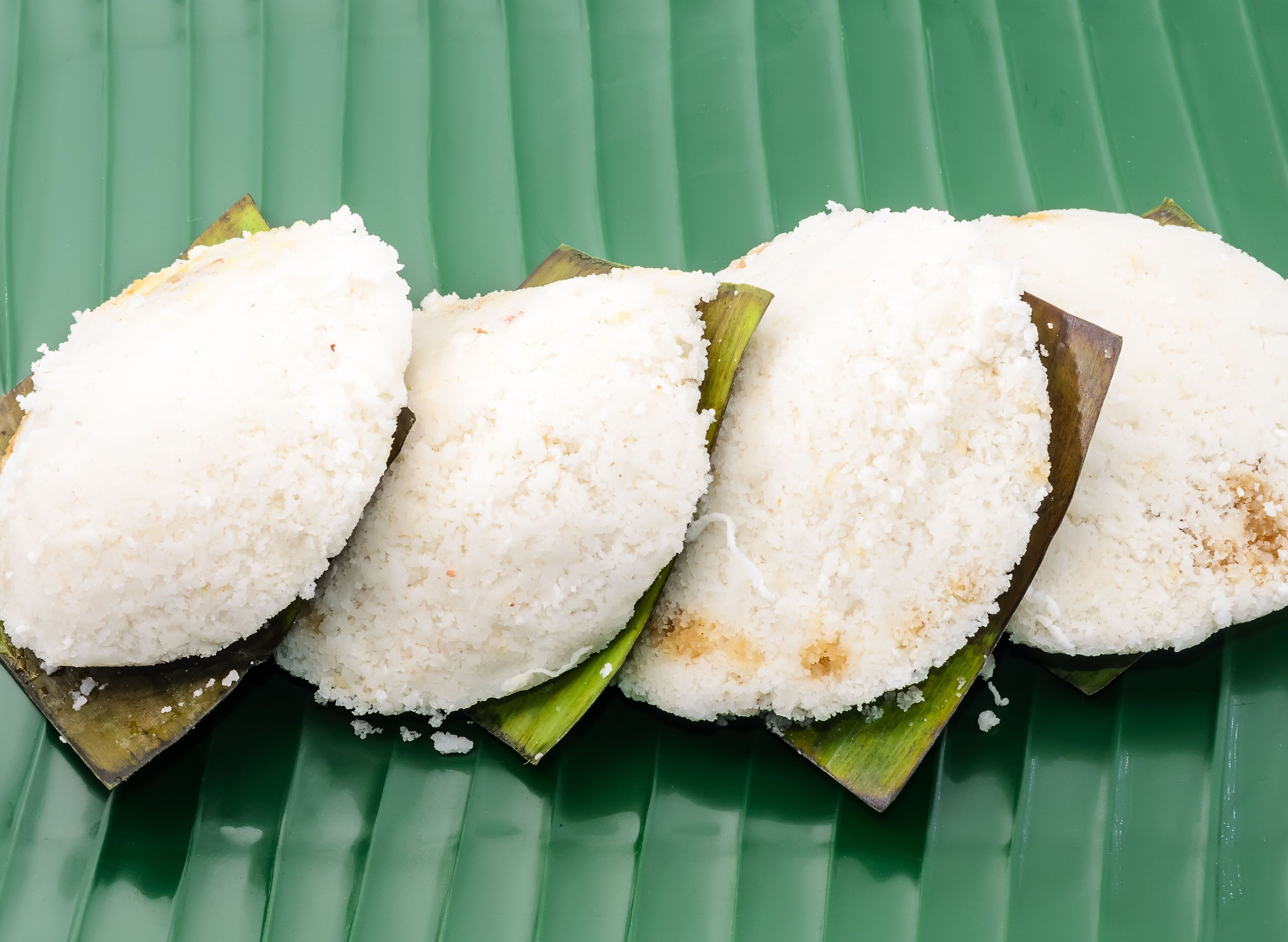 Putu Piring Simpang Peringgit menu and delivery in Hang Tuah | foodpanda