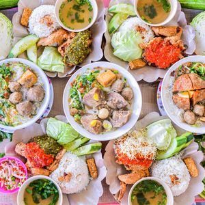 Universal Sambal (Pandan) menu and delivery in Mount Austin | foodpanda