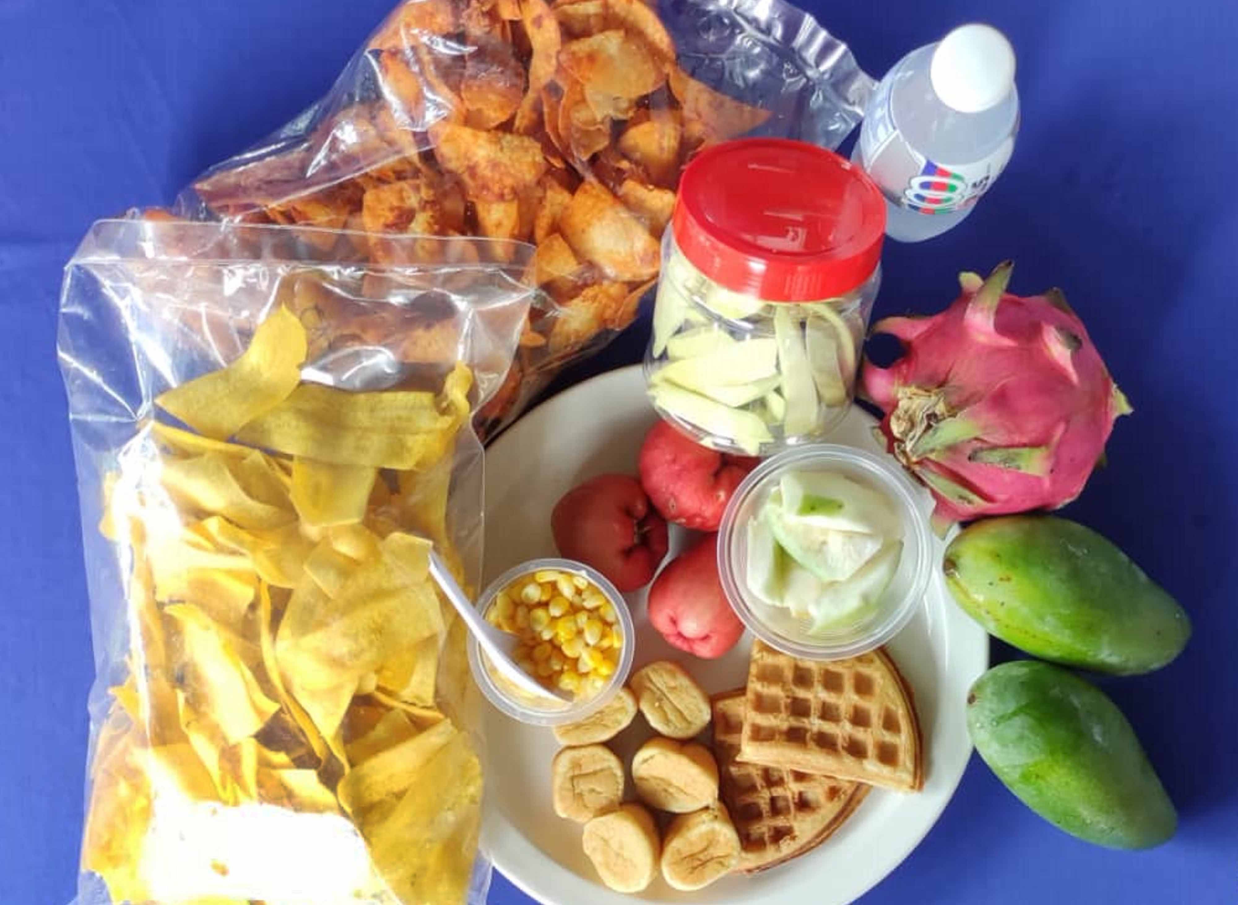 Fruit & Waffle | Food Delivery from foodpanda