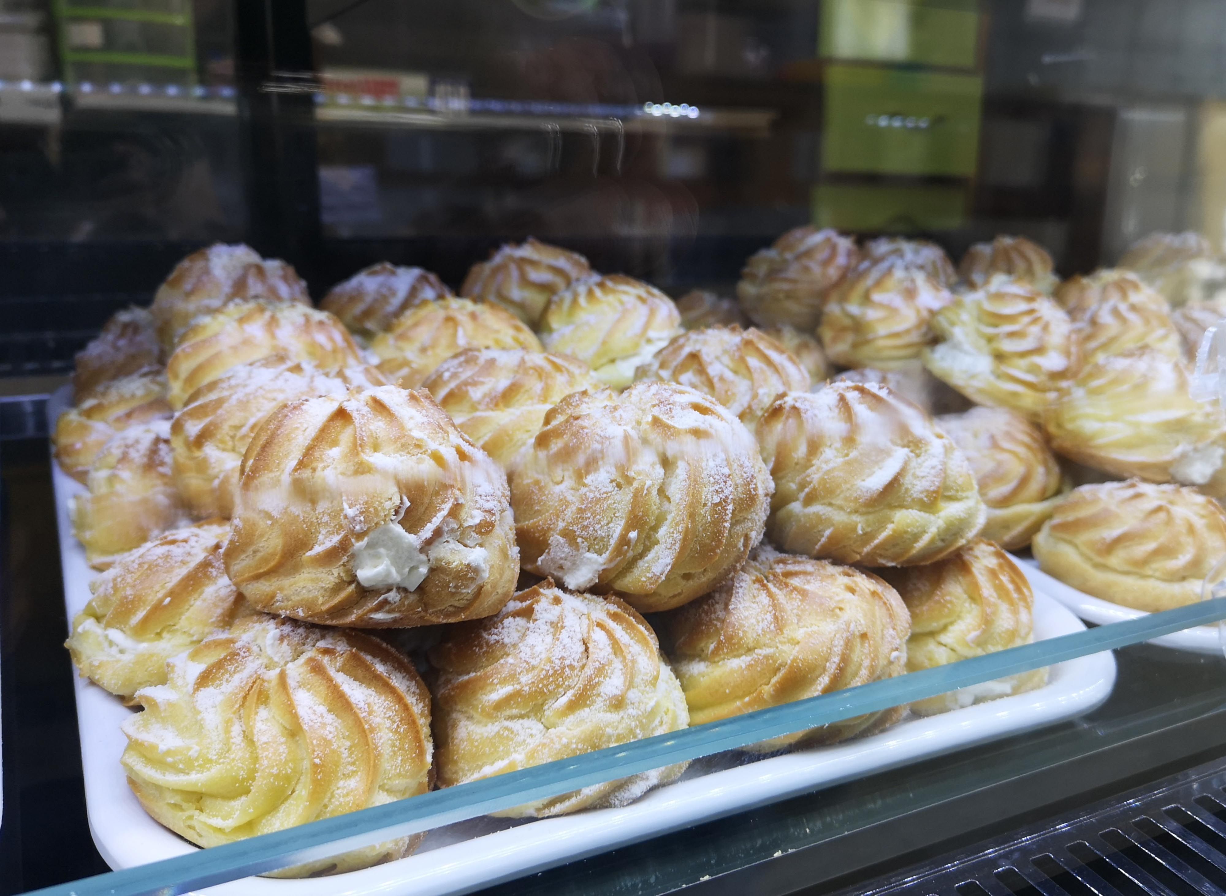 Abgk'ju Cake House menu and delivery in Samarahan | foodpanda