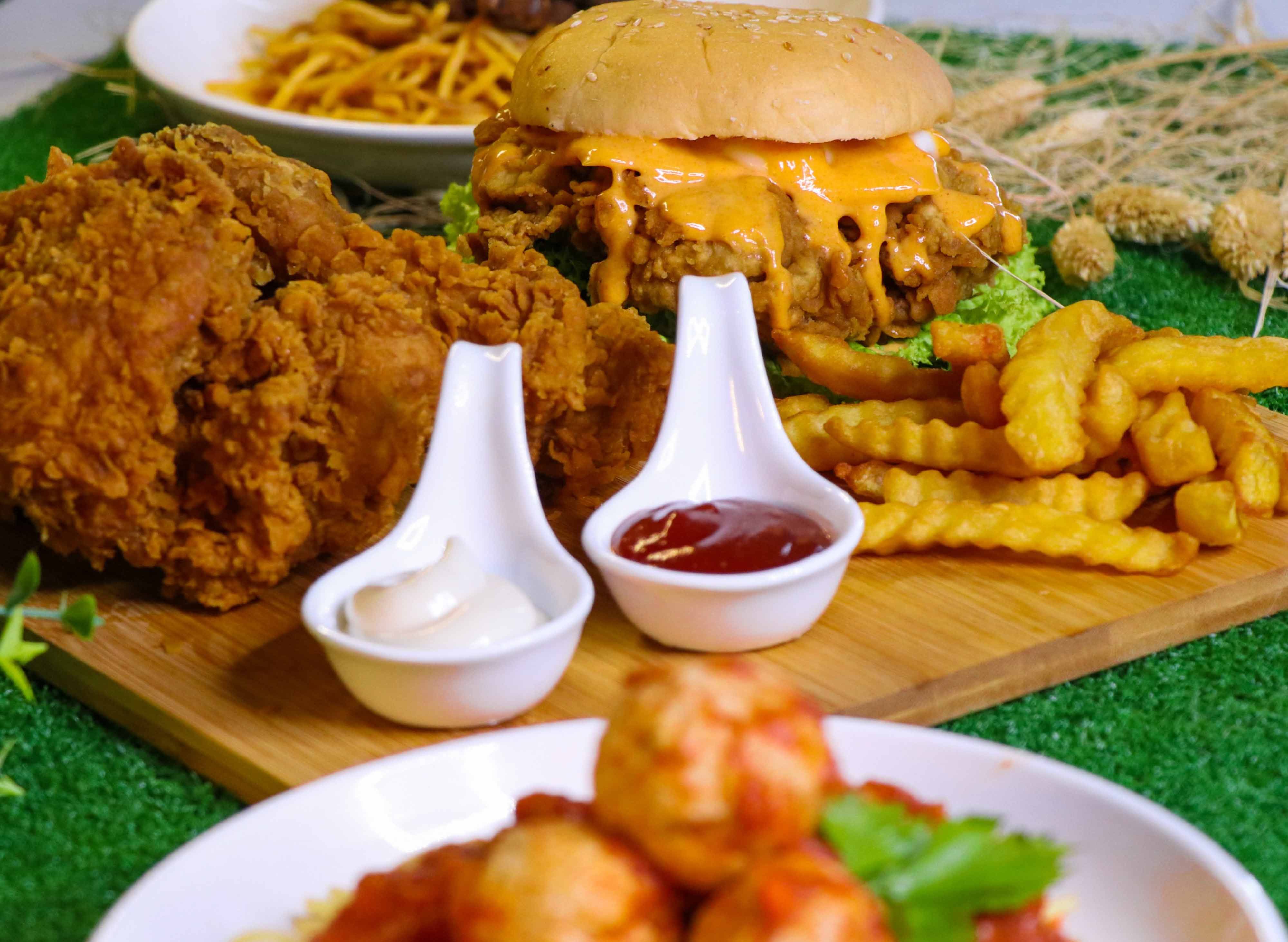 Golden Box (Labuan) menu and delivery in Labuan | foodpanda