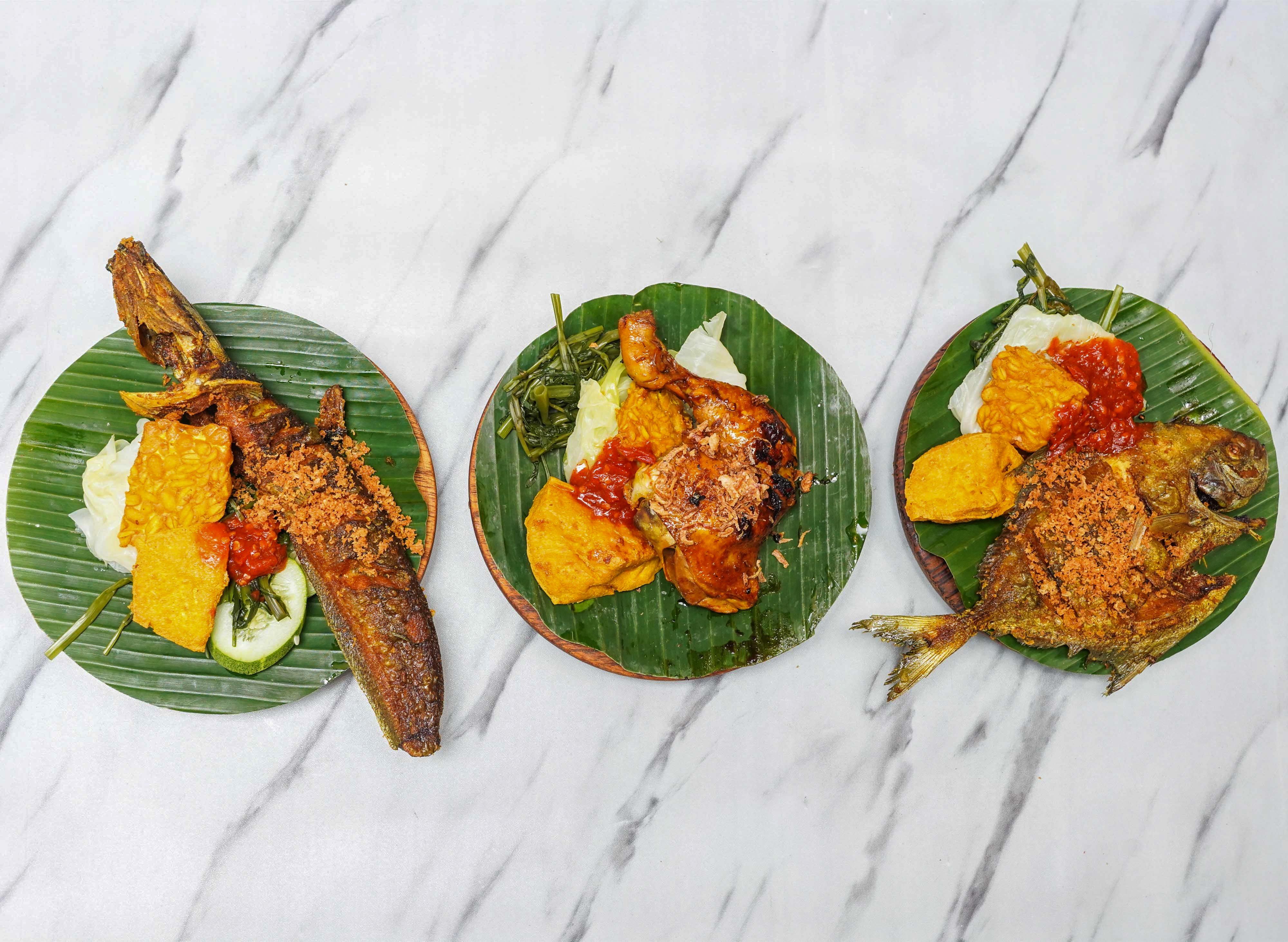 Ayam Penyet Ria (Emart Tudan) menu and delivery in Miri | foodpanda