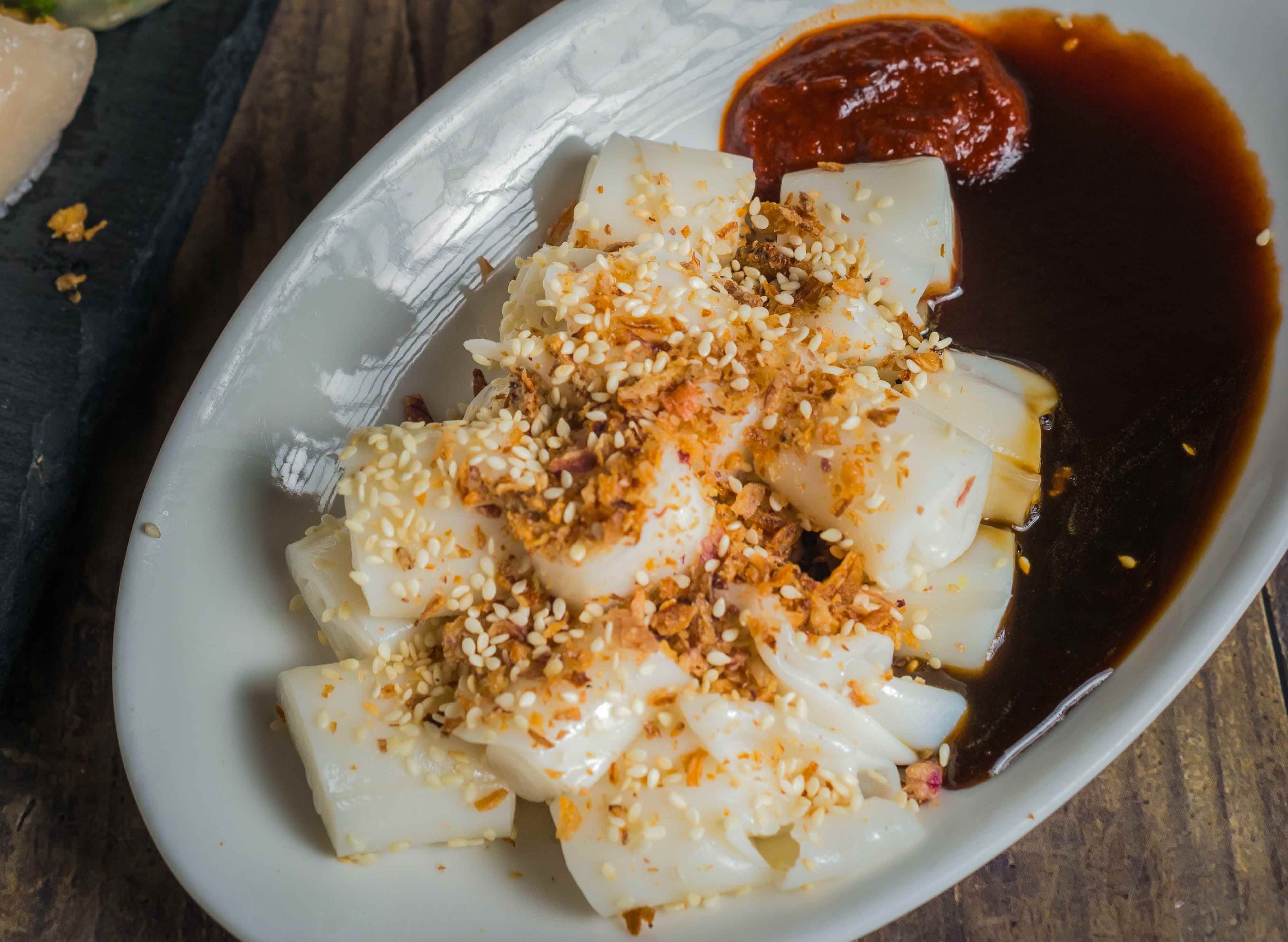 Feng Yi Dumplings Since 1975 ( Icon City ) menu and delivery in Bukit ...