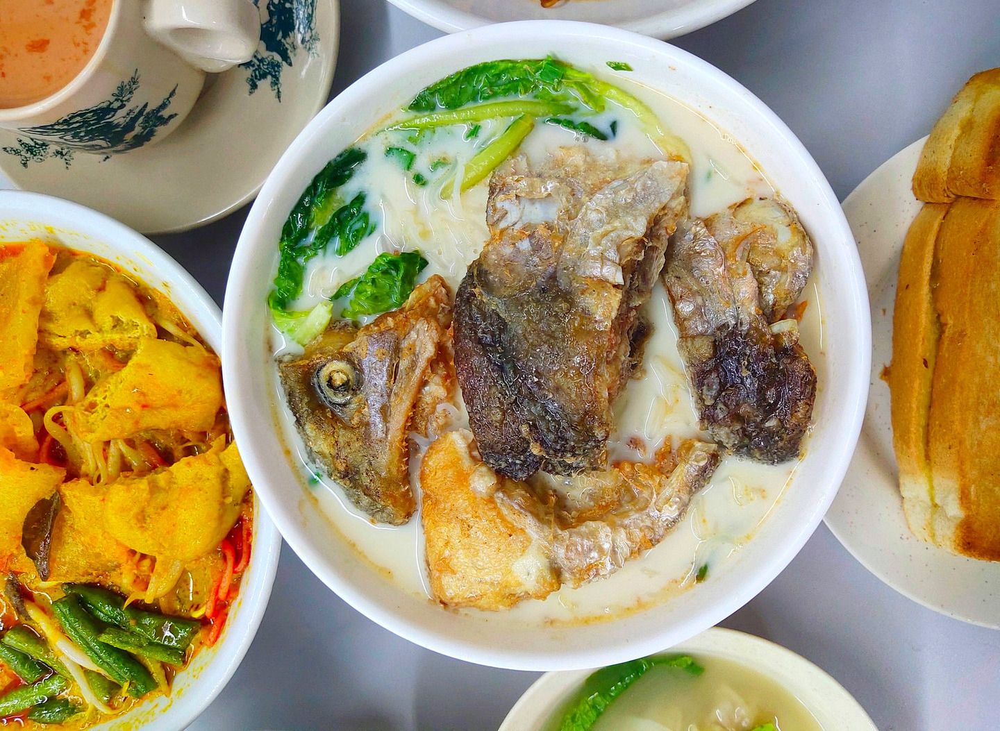 Tenho Seafood Cha Chan Teng 顶好海鲜茶餐厅 menu and delivery in Cheras | foodpanda