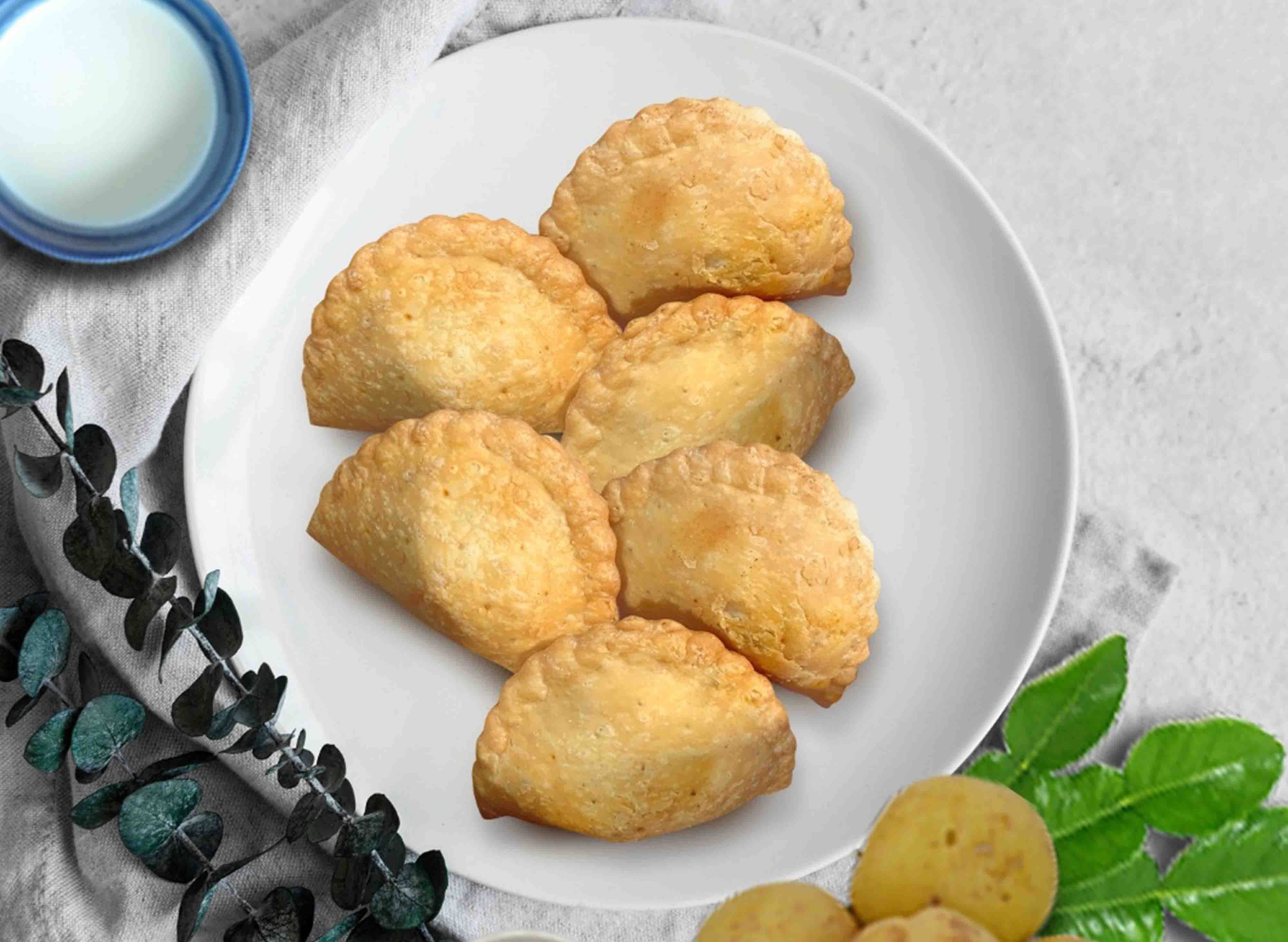 Kari Puff Abe Yus (Melawati Mall) menu and delivery in Ampang | foodpanda