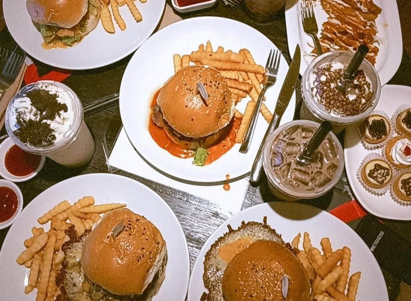 Mad Bites Cafe menu and delivery in Sandakan | foodpanda