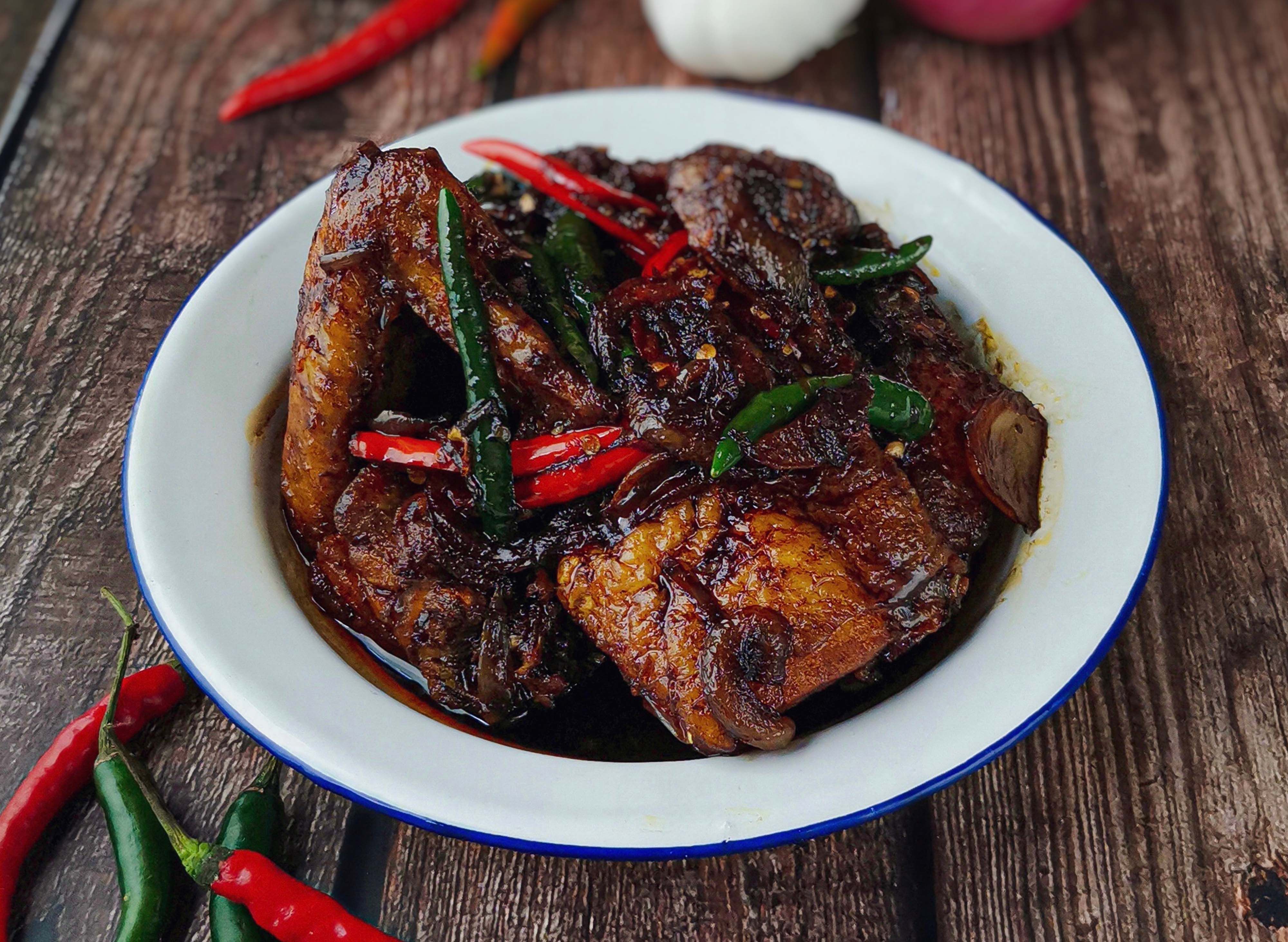 TE FOODTRUCK (Ayam Kicap VS Ayam Kunyit) | Food Delivery from foodpanda