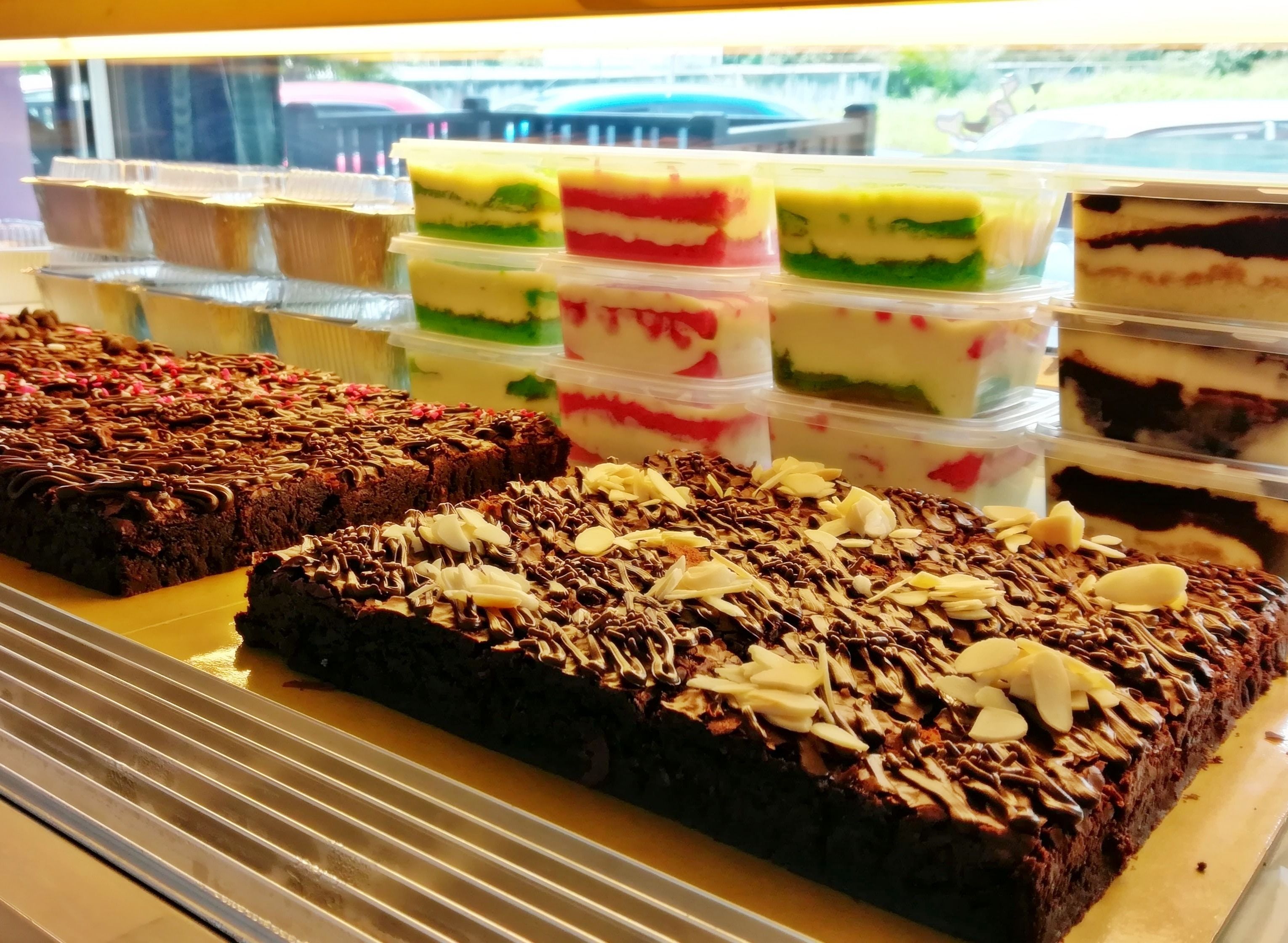 Shahzin Bakery & Cafe menu and delivery in Segamat | foodpanda