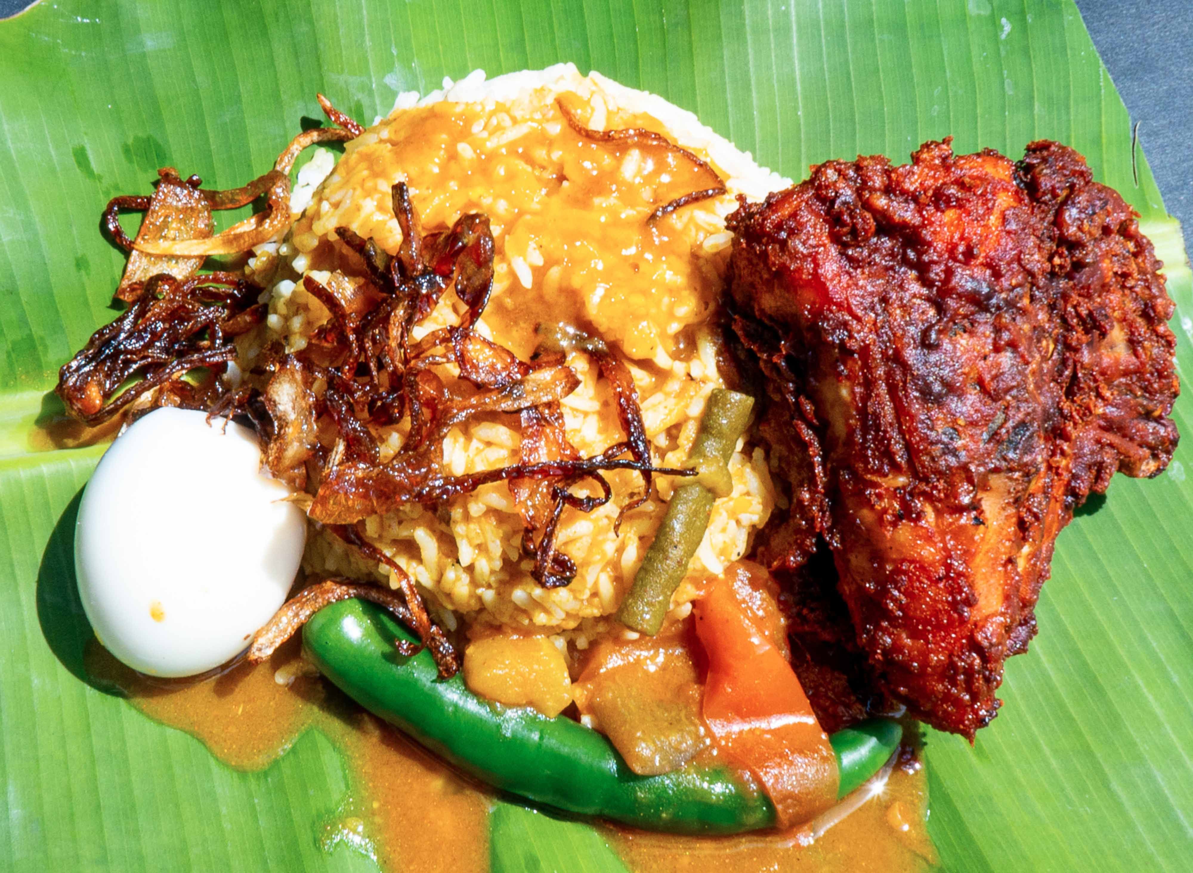 Nasi Dalca Bawang Penang (Taman Lestari Perdana) menu and delivery in ...