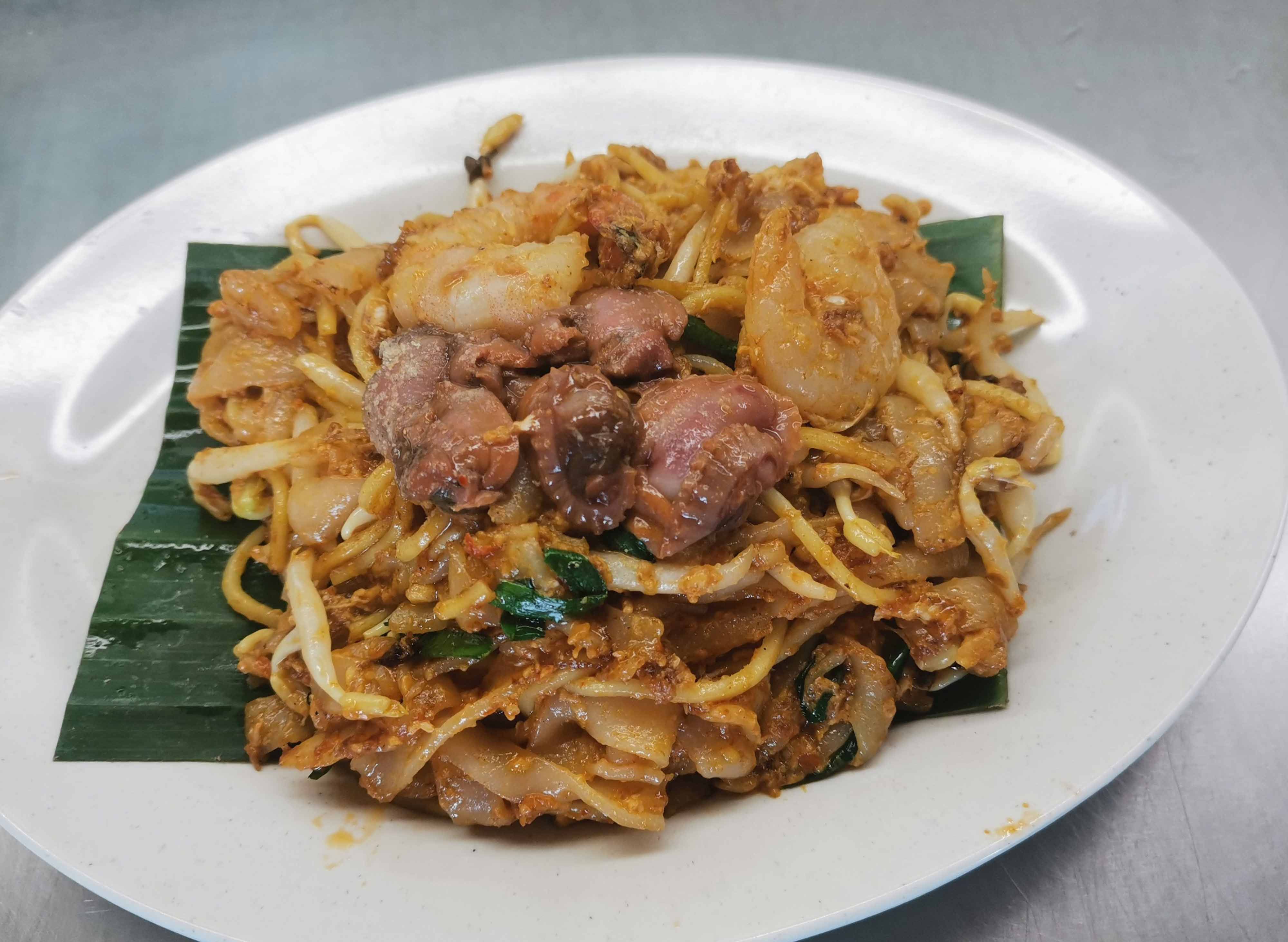 Penang Duck Egg Fried Kuey Teow @ GP Food Court Bercham菜单 | foodpanda ...