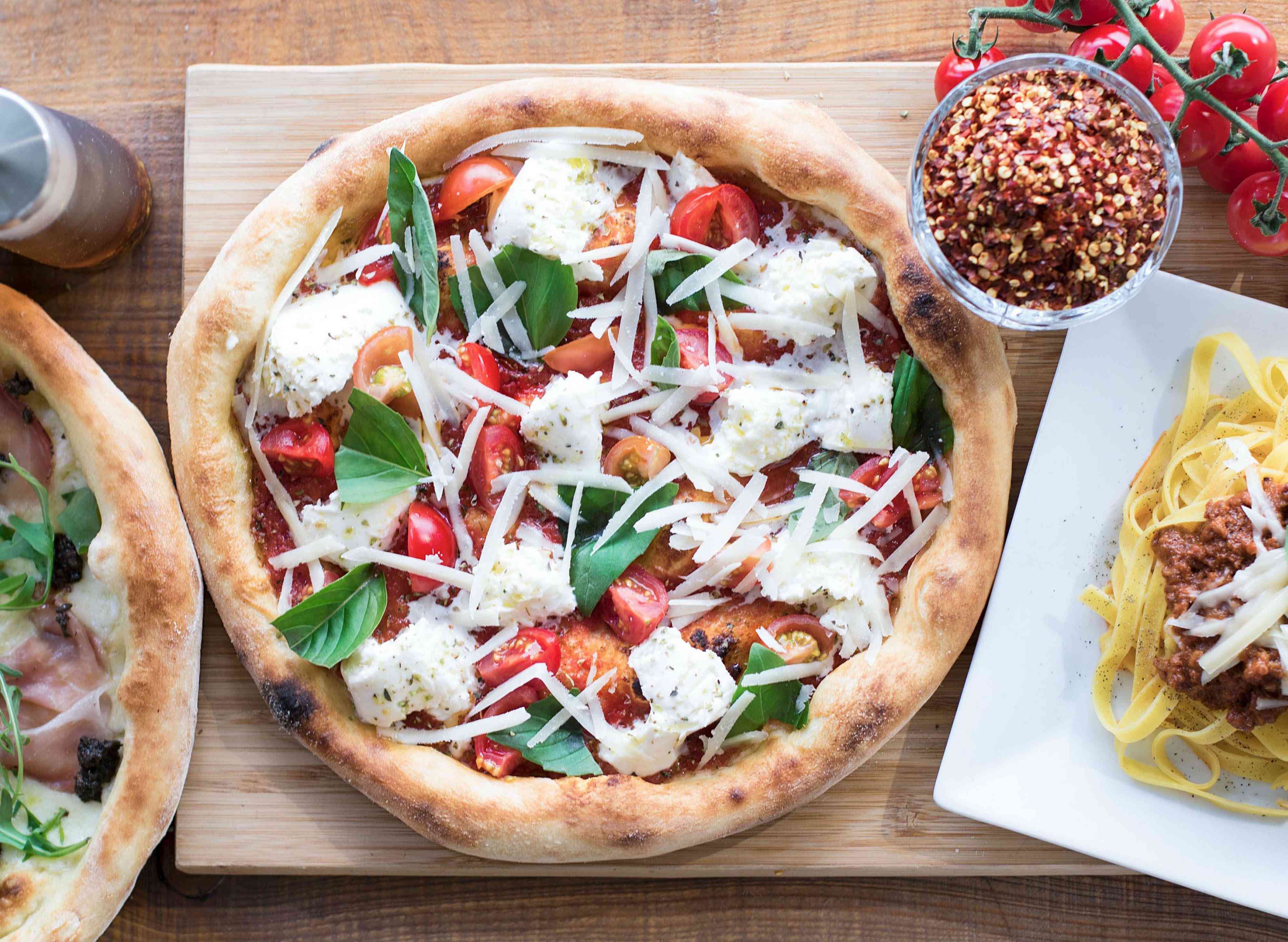 Takeaway from Mamma Pizza Dronningensgate in Oslo & menu | foodora delivery