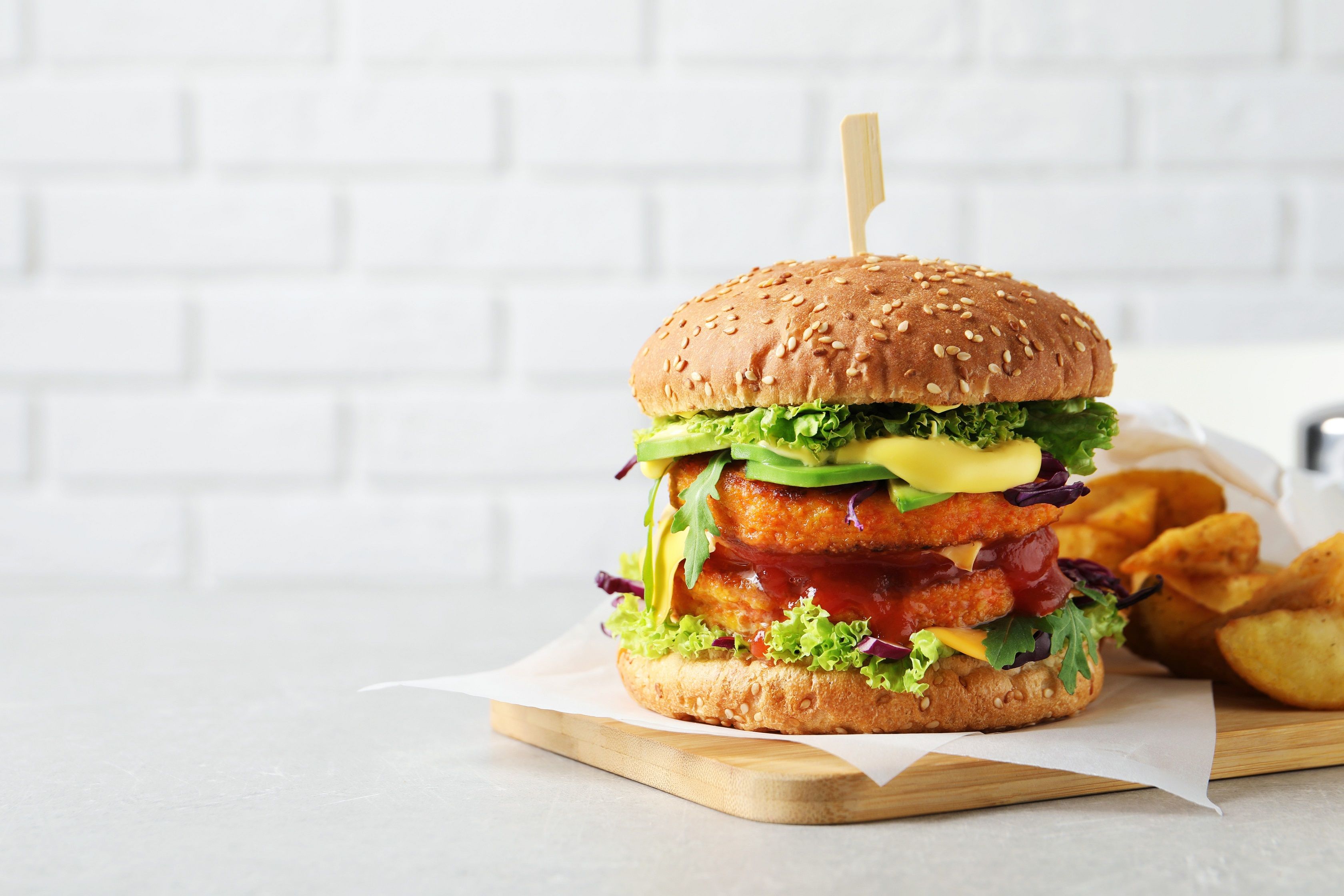 Burger Huts meny - Beställ online i Alingsås | foodora