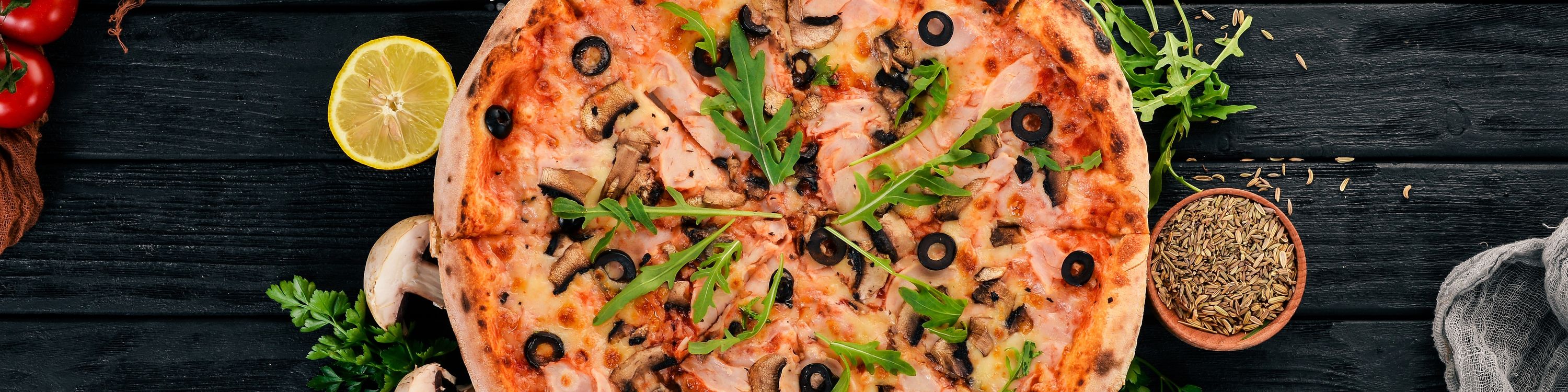 Pizza Corners meny - Beställ online i Hofors | foodora