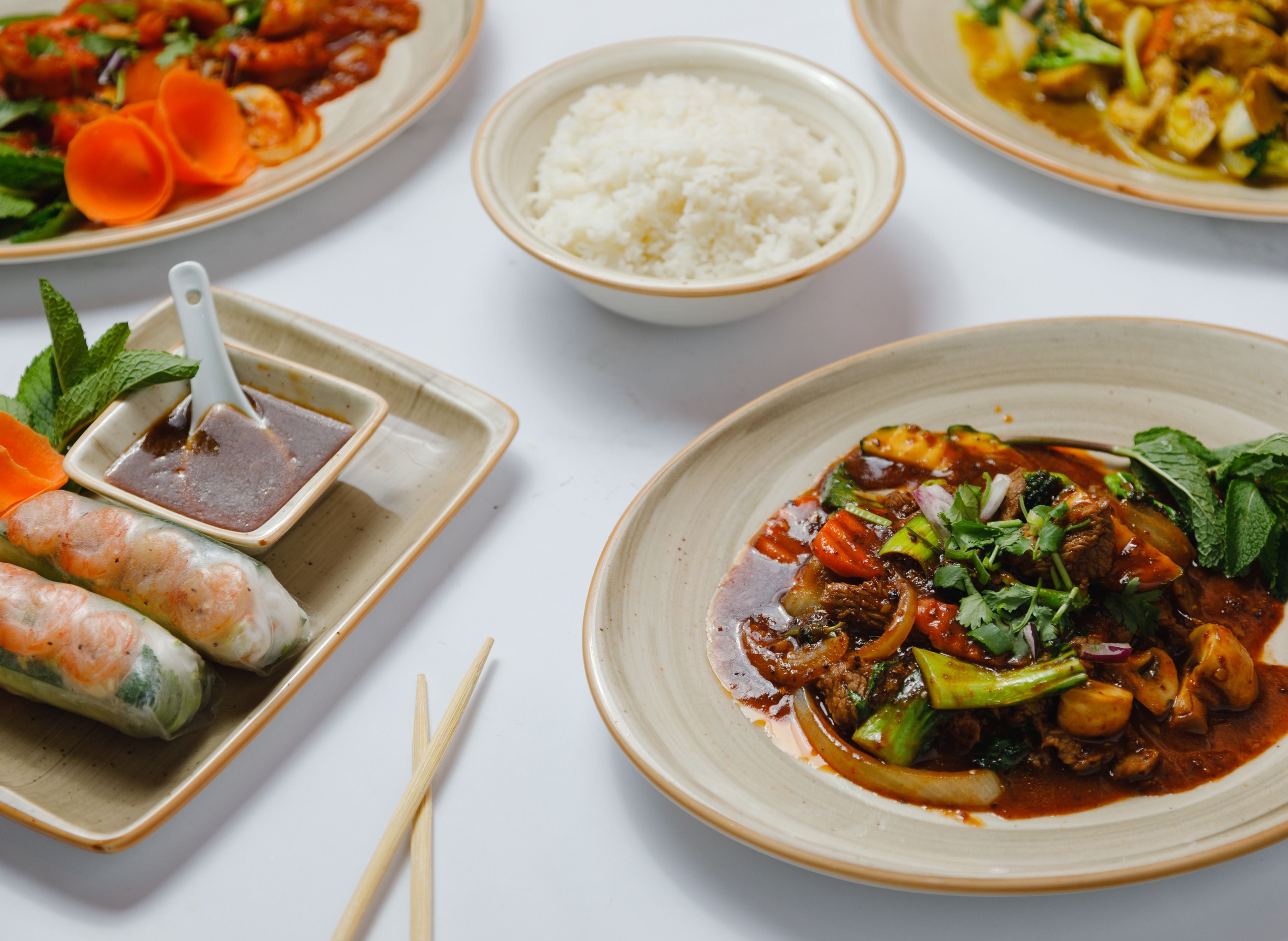 Nem Nem Quán Södermalms meny - Beställ online i Stockholm | foodora