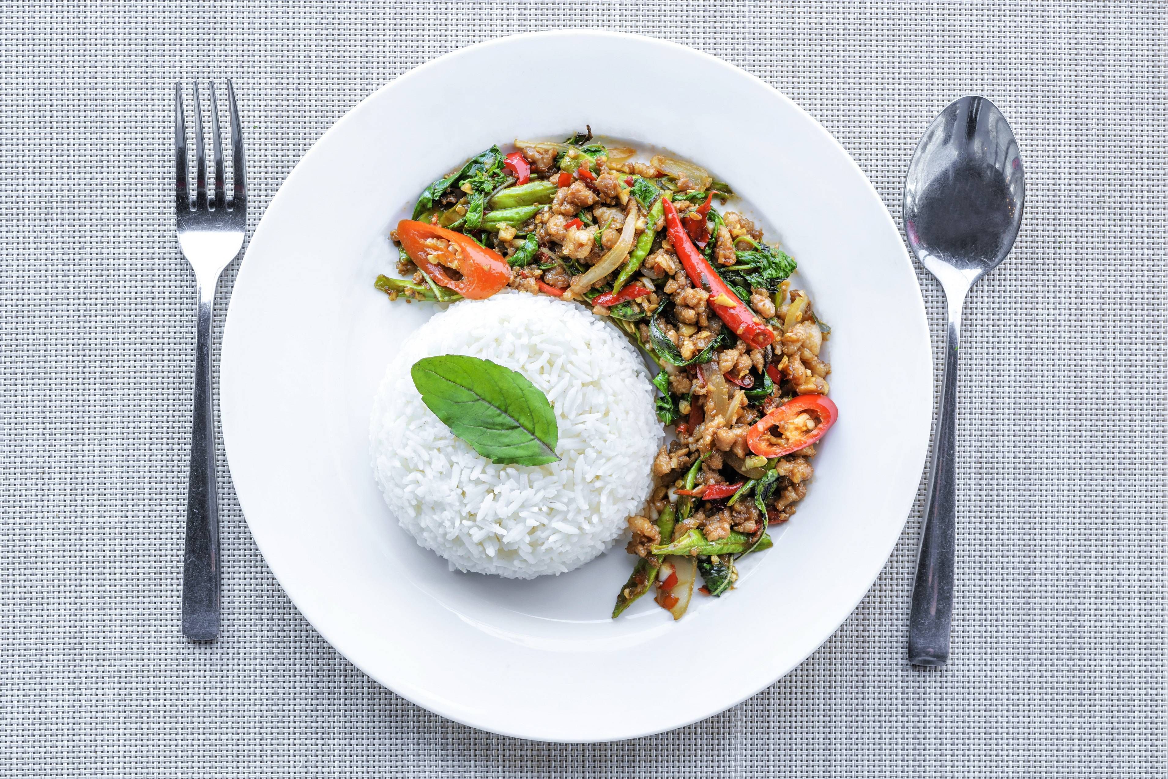 Kina Thai Ryd Centrums meny & priser - Beställ online i Linköping | foodora